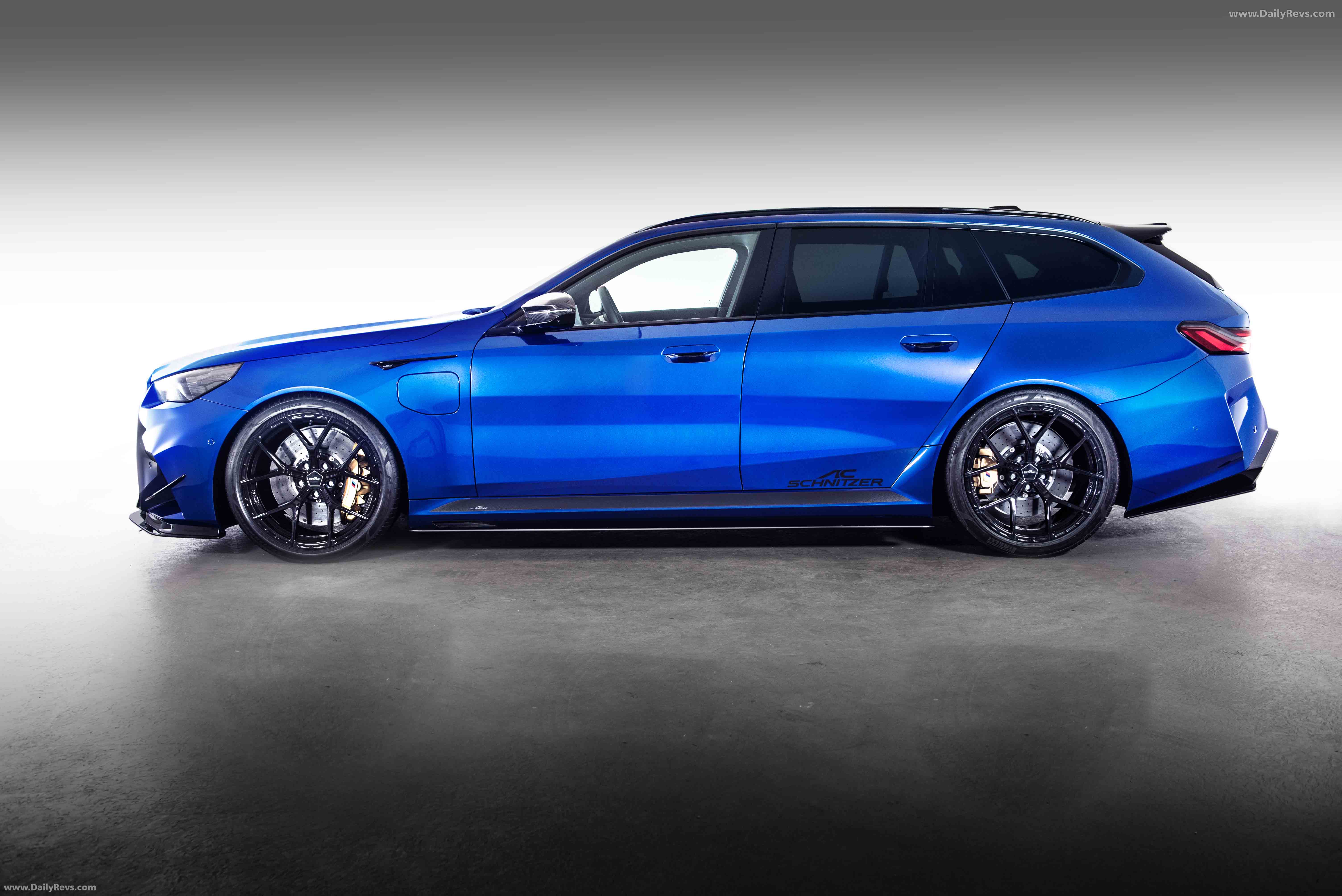 2025 AC Schnitzer BMW M5 Touring - M5 Debuts With Serious Muscle ...