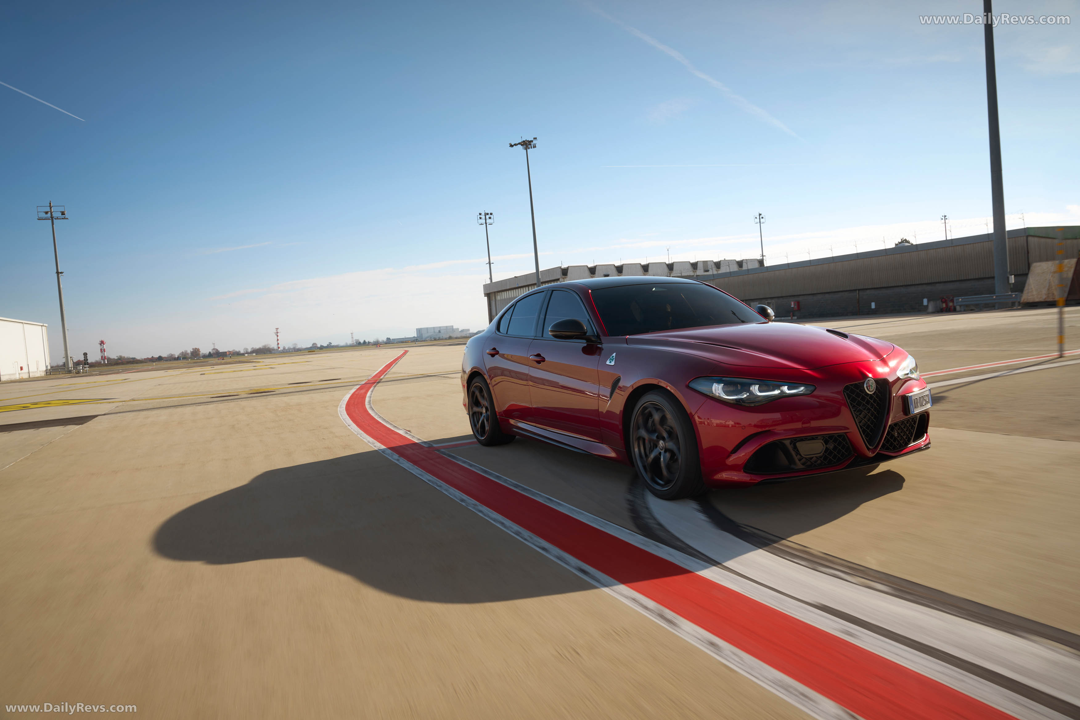 2026 Alfa Romeo Giulia Quadrifoglio Collezione First Look - DailyRevs