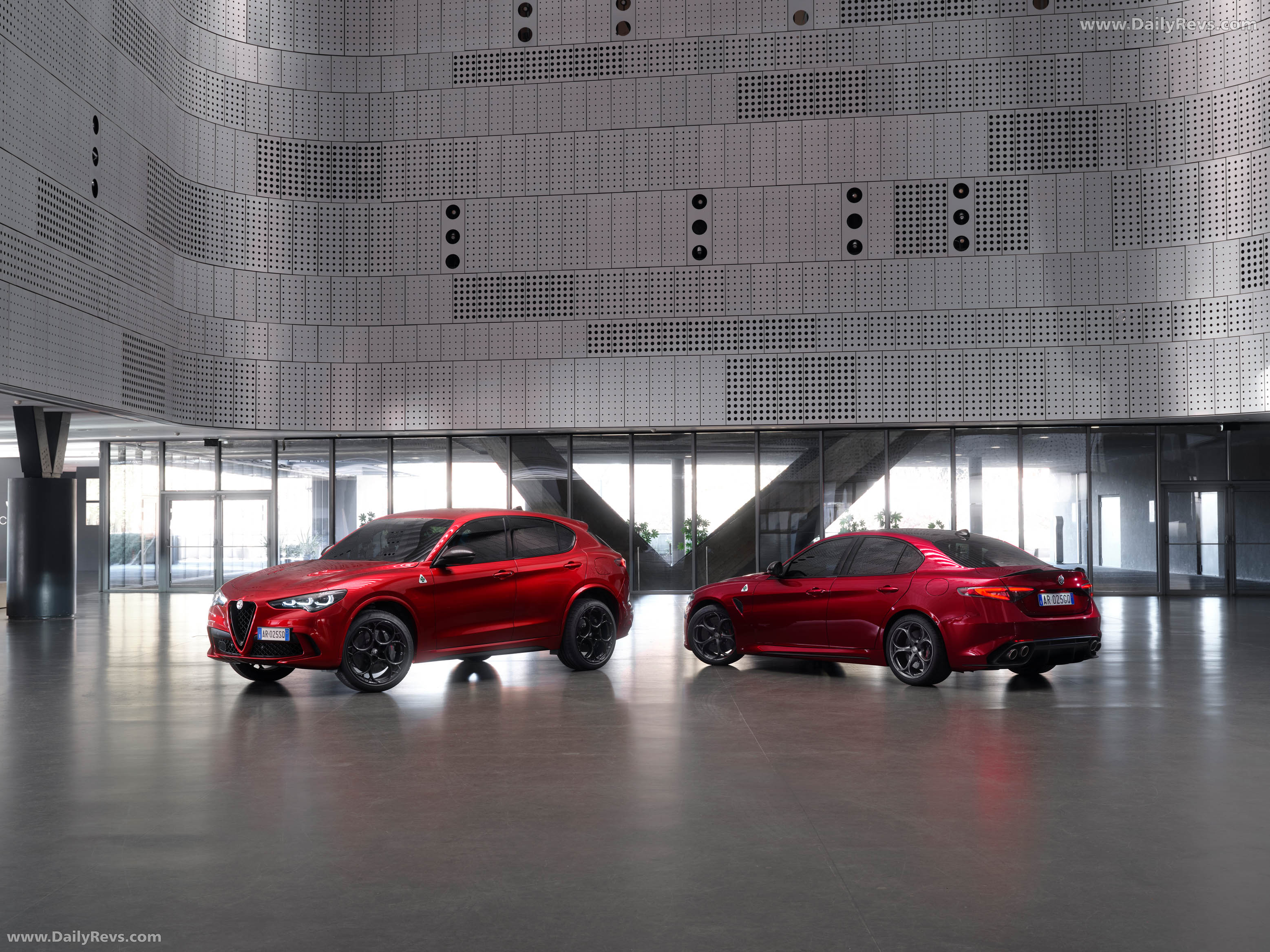 2026 Alfa Romeo Giulia Quadrifoglio Collezione First Look - DailyRevs