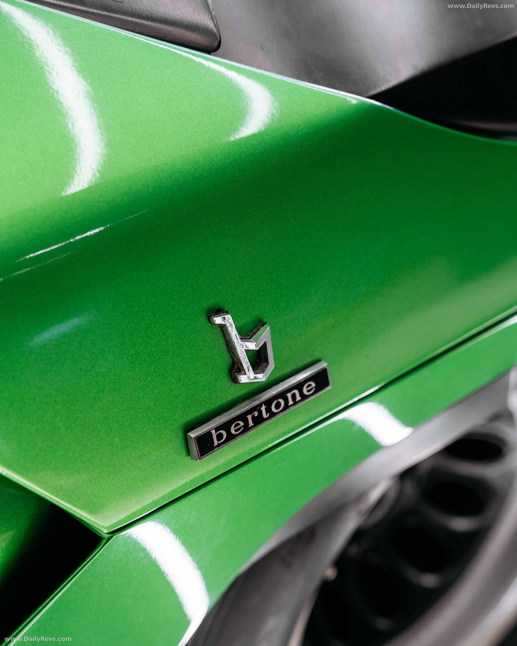 Alfa Romeo Carabo Concept - revolutionary concept car - DailyRevs