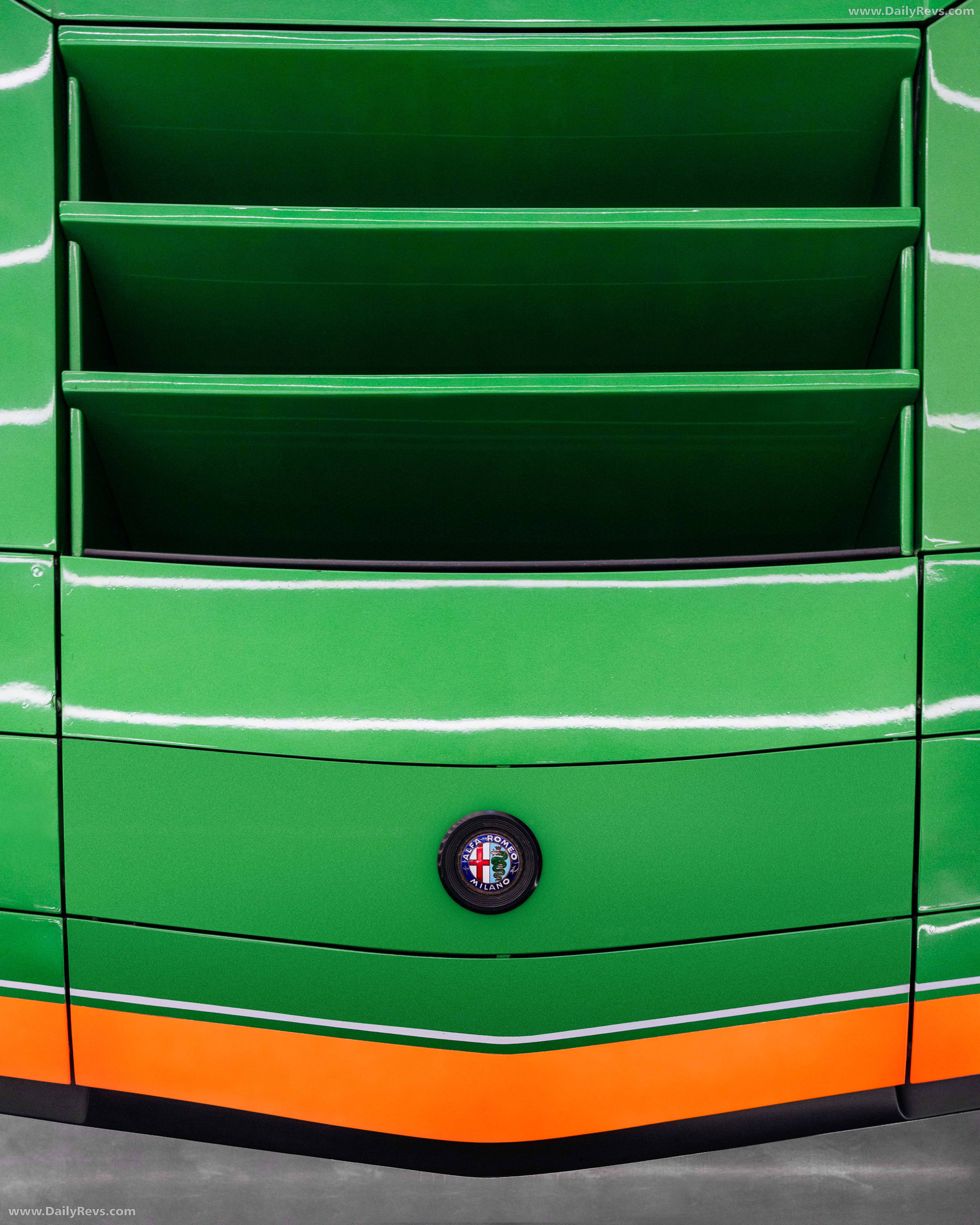 Alfa Romeo Carabo Concept - revolutionary concept car - DailyRevs