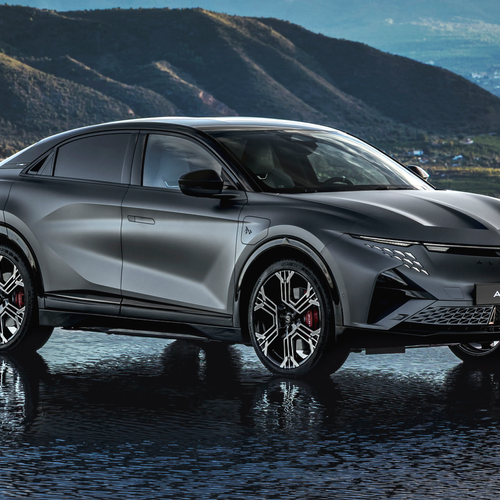 2025 Alpine A390 GTS - French Flair Meets Electric Performance - DailyRevs
