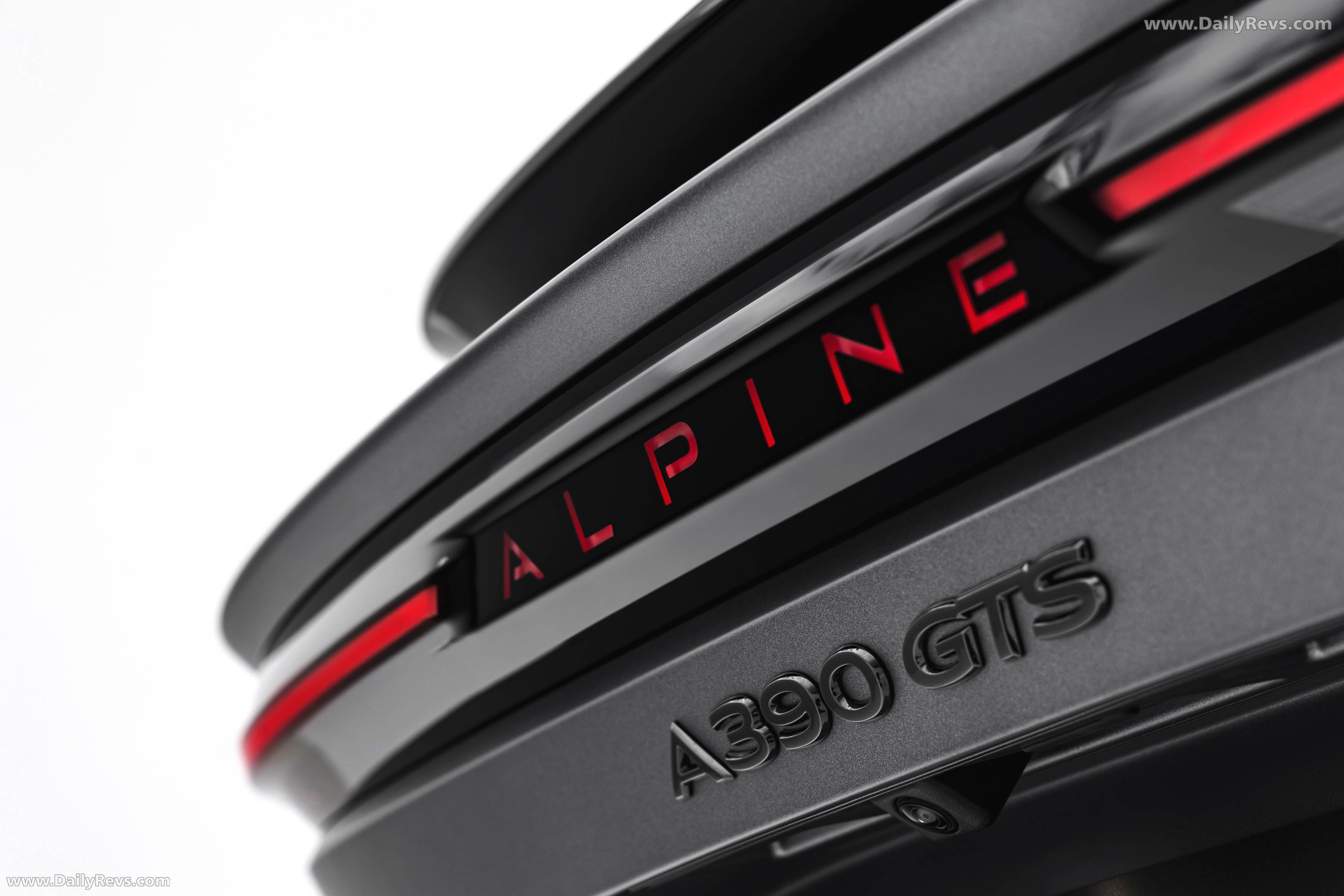 2025 Alpine A390 GTS - French Flair Meets Electric Performance - DailyRevs
