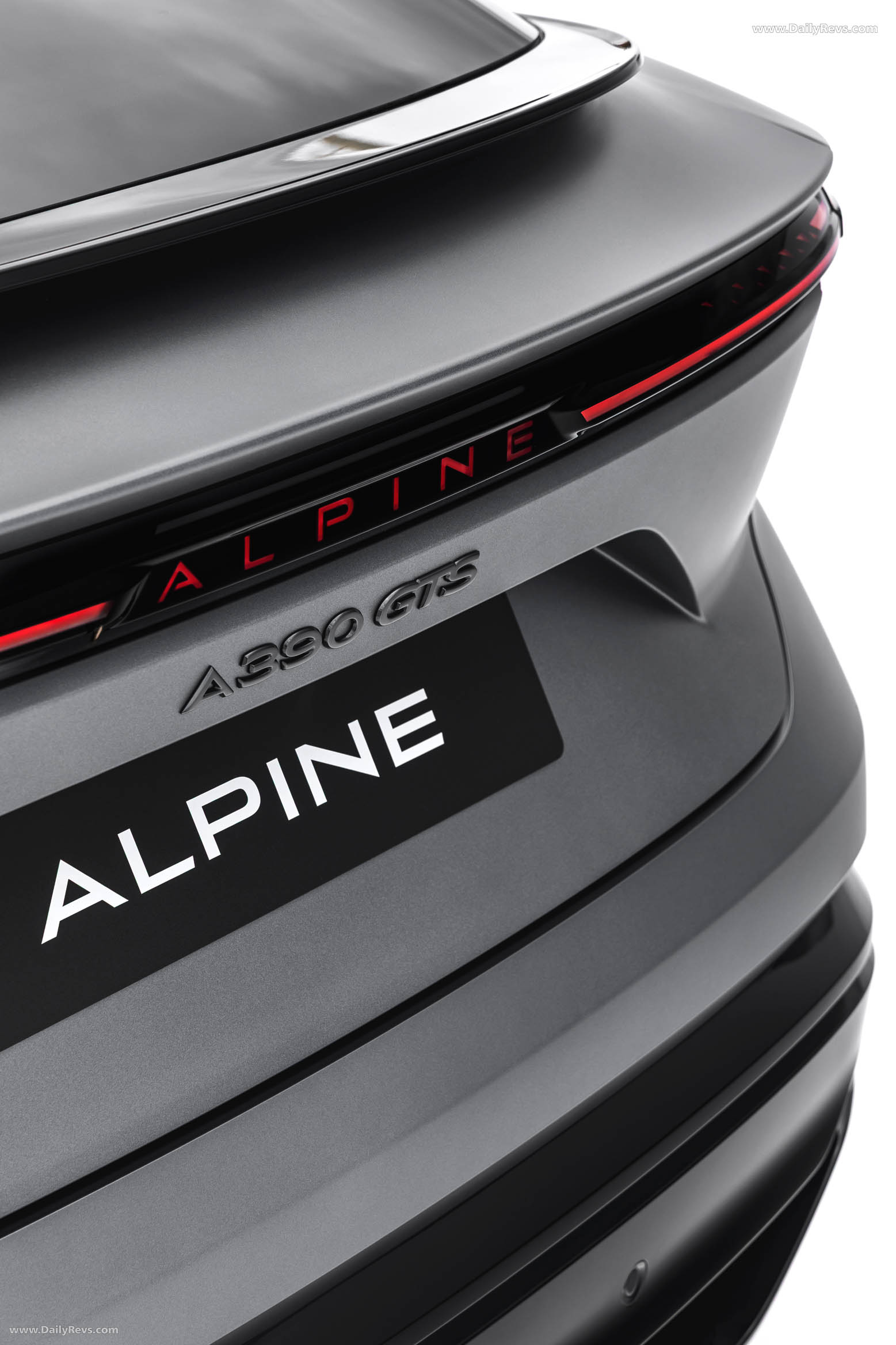 2025 Alpine A390 GTS - French Flair Meets Electric Performance - DailyRevs