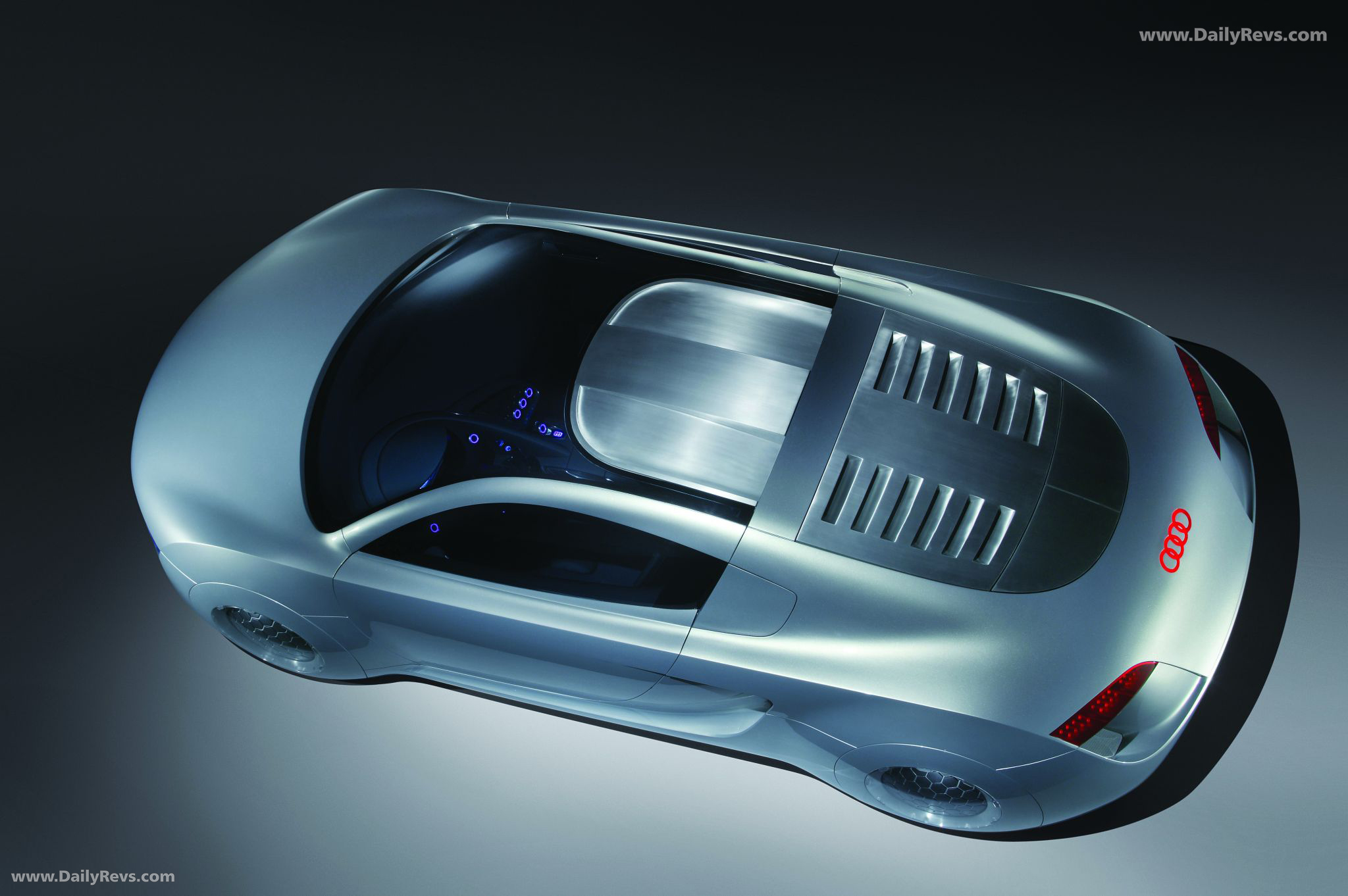 2004 Audi RSQ Concept - Futuristic Vision for Audi - DailyRevs