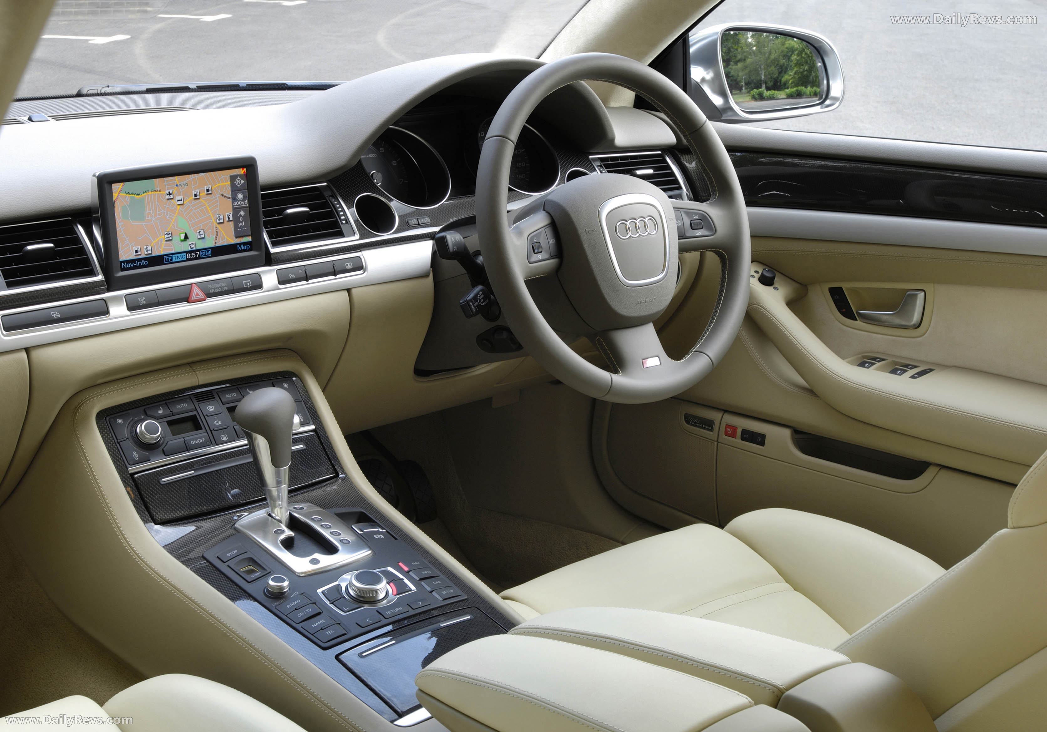 2006 Audi S8 V10 - Lamborghini DNA to Audi’s flagship sedan - DailyRevs