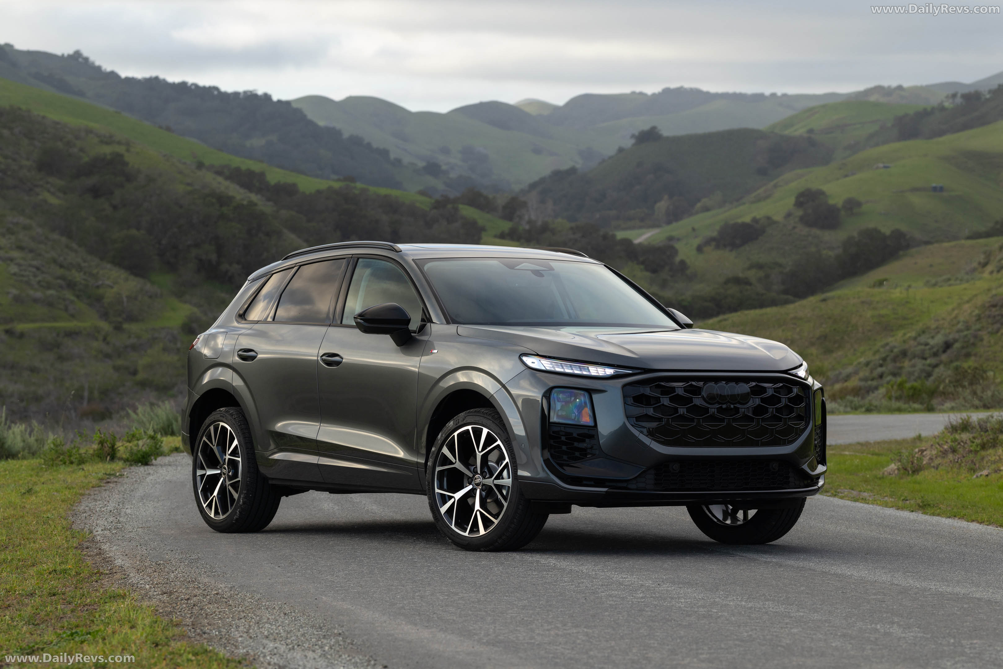 2026 Audi Q3 F3 - Audi Challenging the BMW X1 and Volvo XC40 - DailyRevs