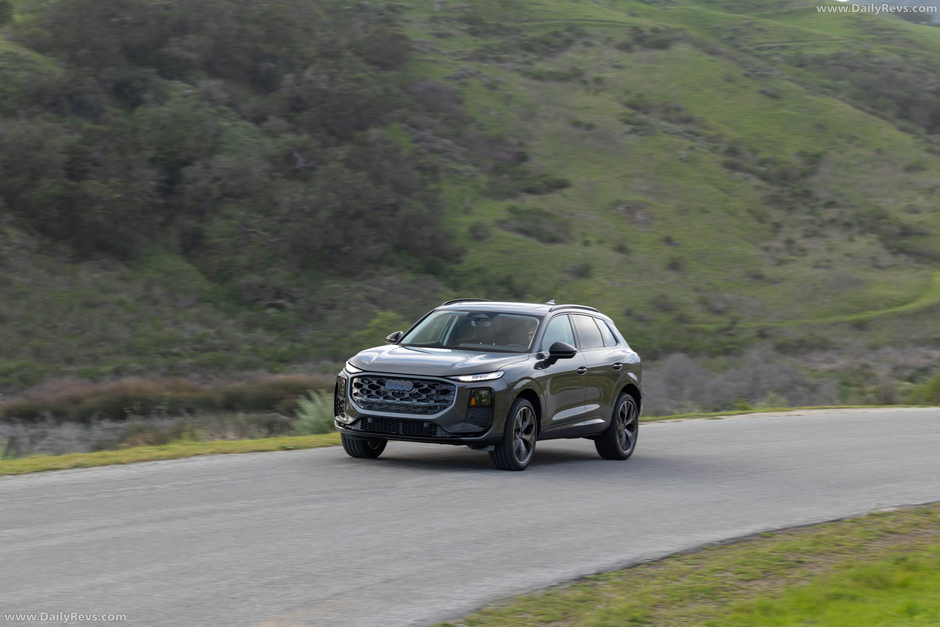 2026 Audi Q3 F3 - Audi Challenging the BMW X1 and Volvo XC40 - DailyRevs