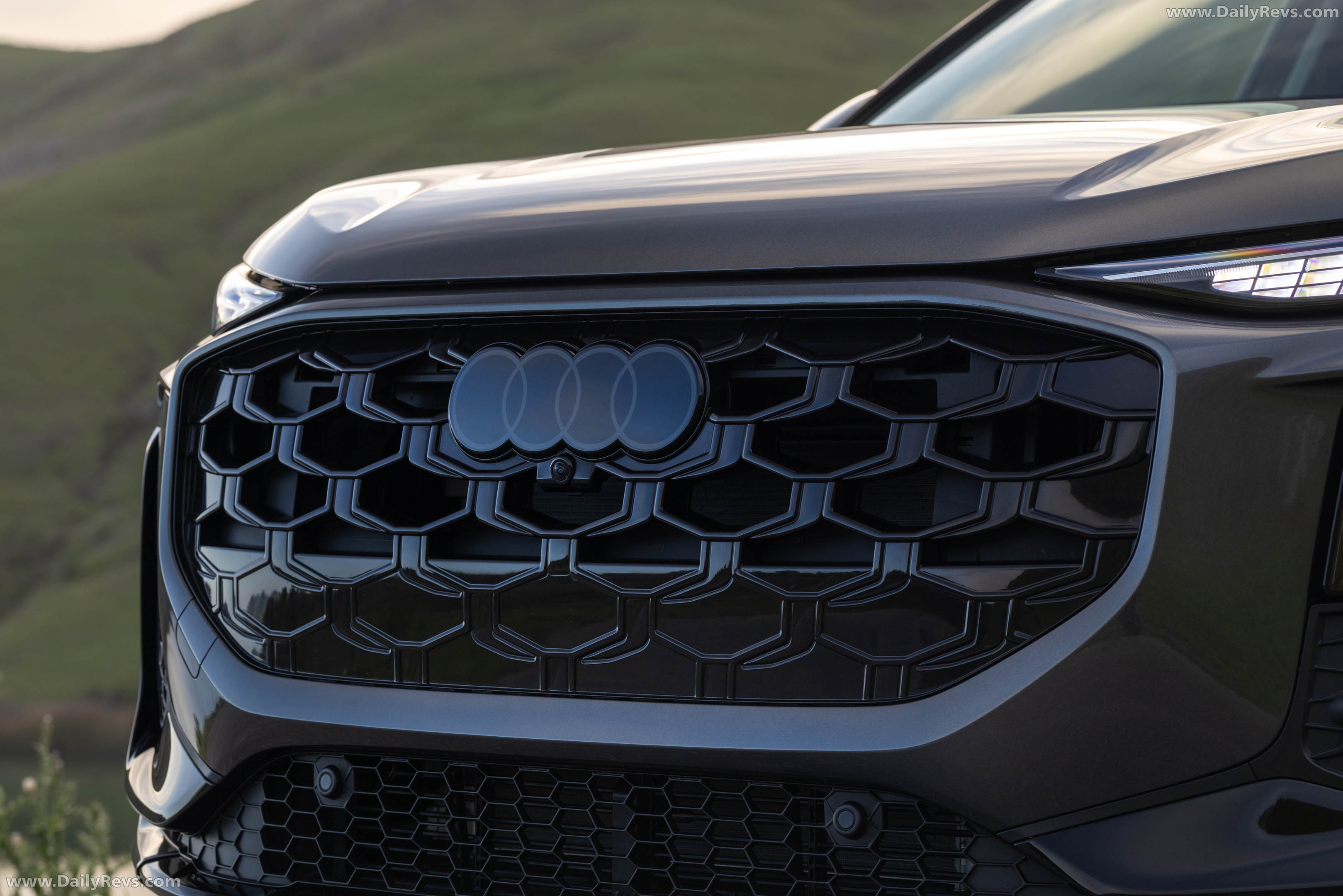 2026 Audi Q3 F3 - Audi Challenging the BMW X1 and Volvo XC40 - DailyRevs