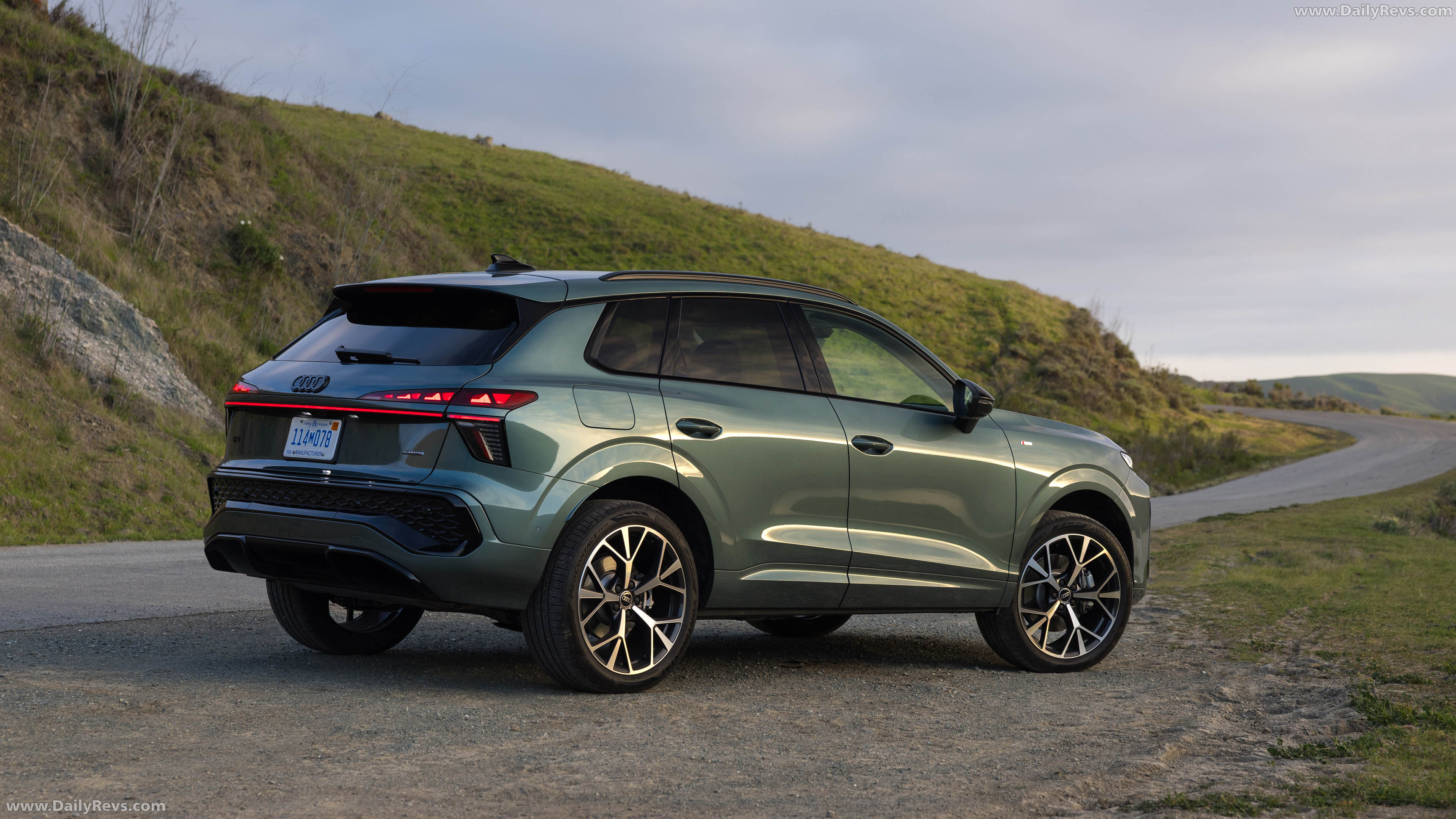 2026 Audi Q3 F3 - Audi Challenging the BMW X1 and Volvo XC40 - DailyRevs