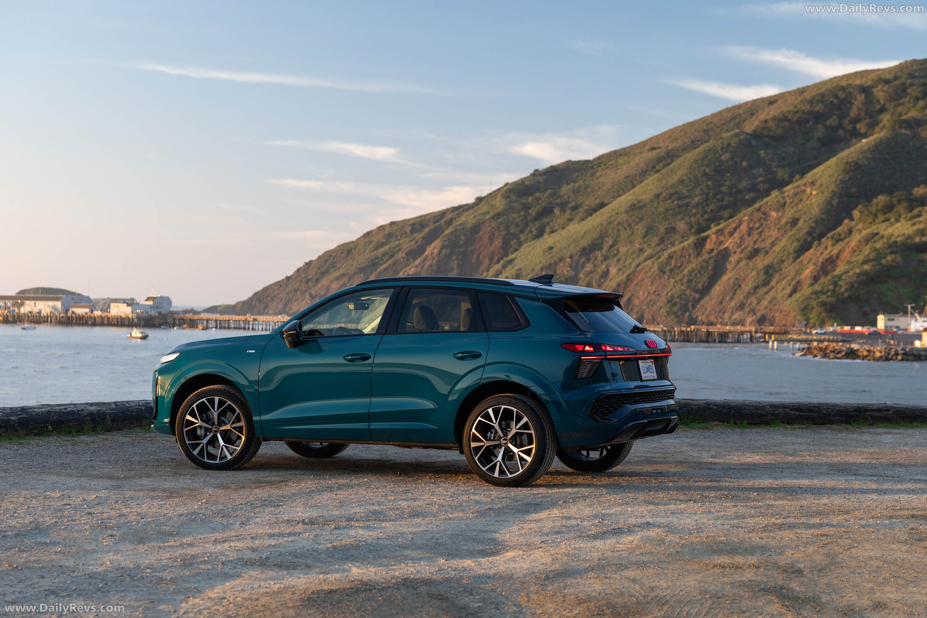 2026 Audi Q3 F3 - Audi Challenging the BMW X1 and Volvo XC40 - DailyRevs