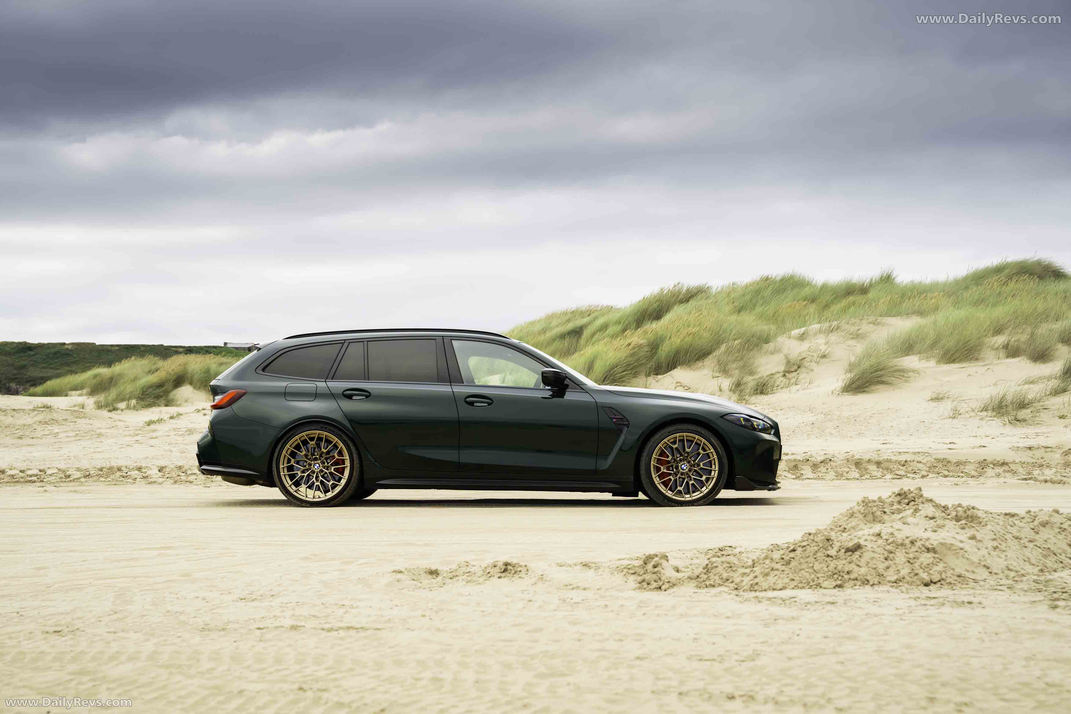 2025 BMW M3 CS Touring G81 - brand’s first-ever CS wagon - DailyRevs