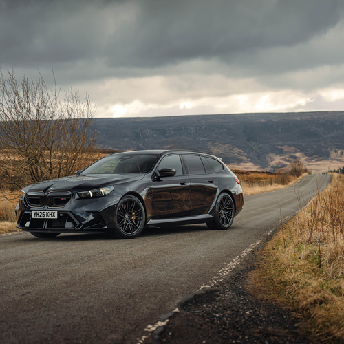 2025 BMW M5 Touring G99 UK Version Arrives - DailyRevs