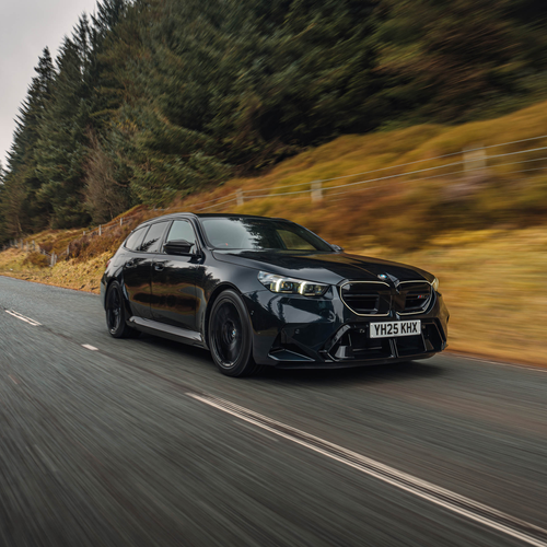 2025 BMW M5 Touring G99 UK Version Arrives - DailyRevs