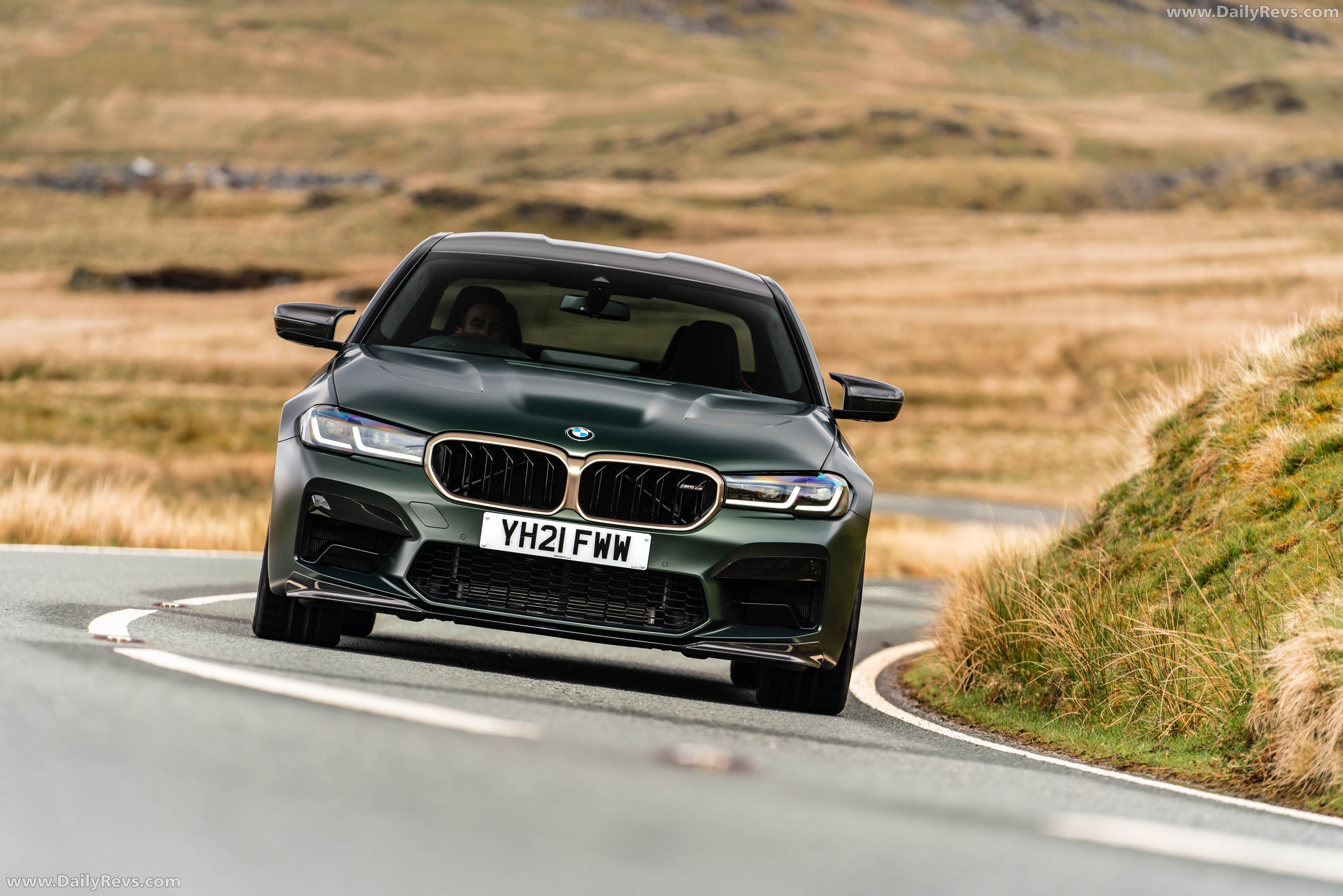 2022 BMW M5 CS F90 UK Version - Limited-run fastest and most powerful ...
