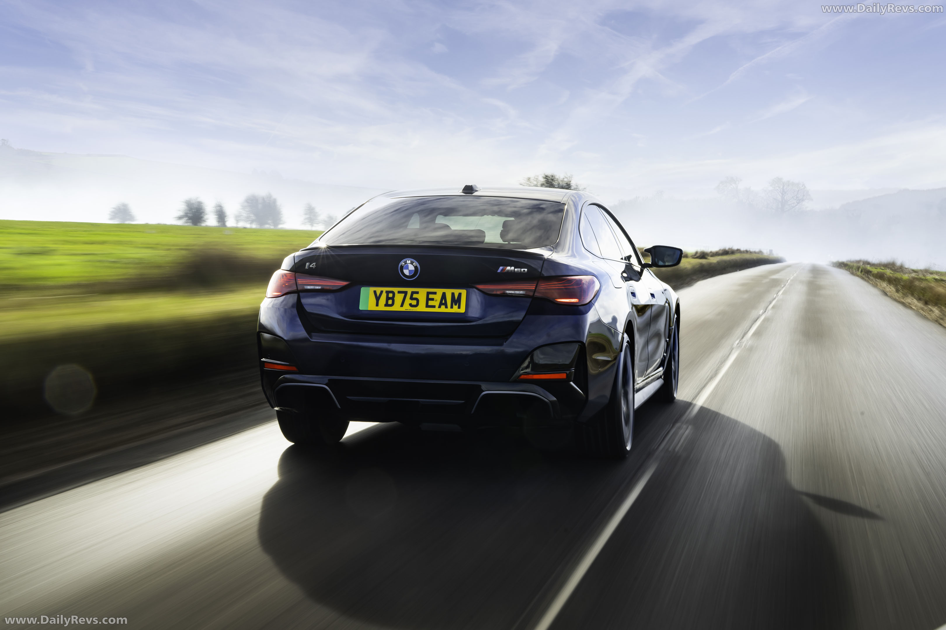 BMW i4 M60 With refreshed exterior with new design details - DailyRevs