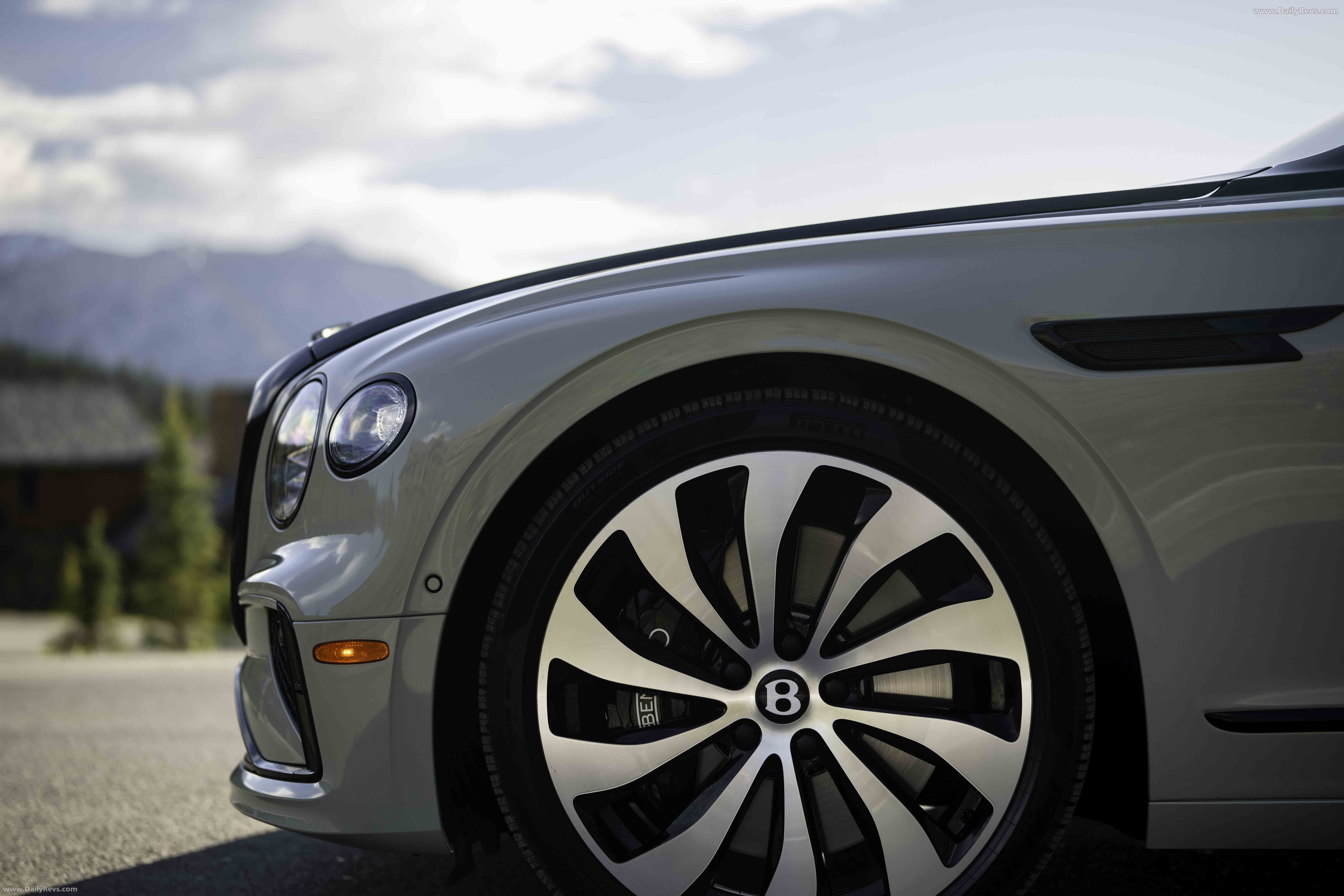 2025 Bentley Flying Spur Cumbarian Green - Bentley Enters the Hybrid ...