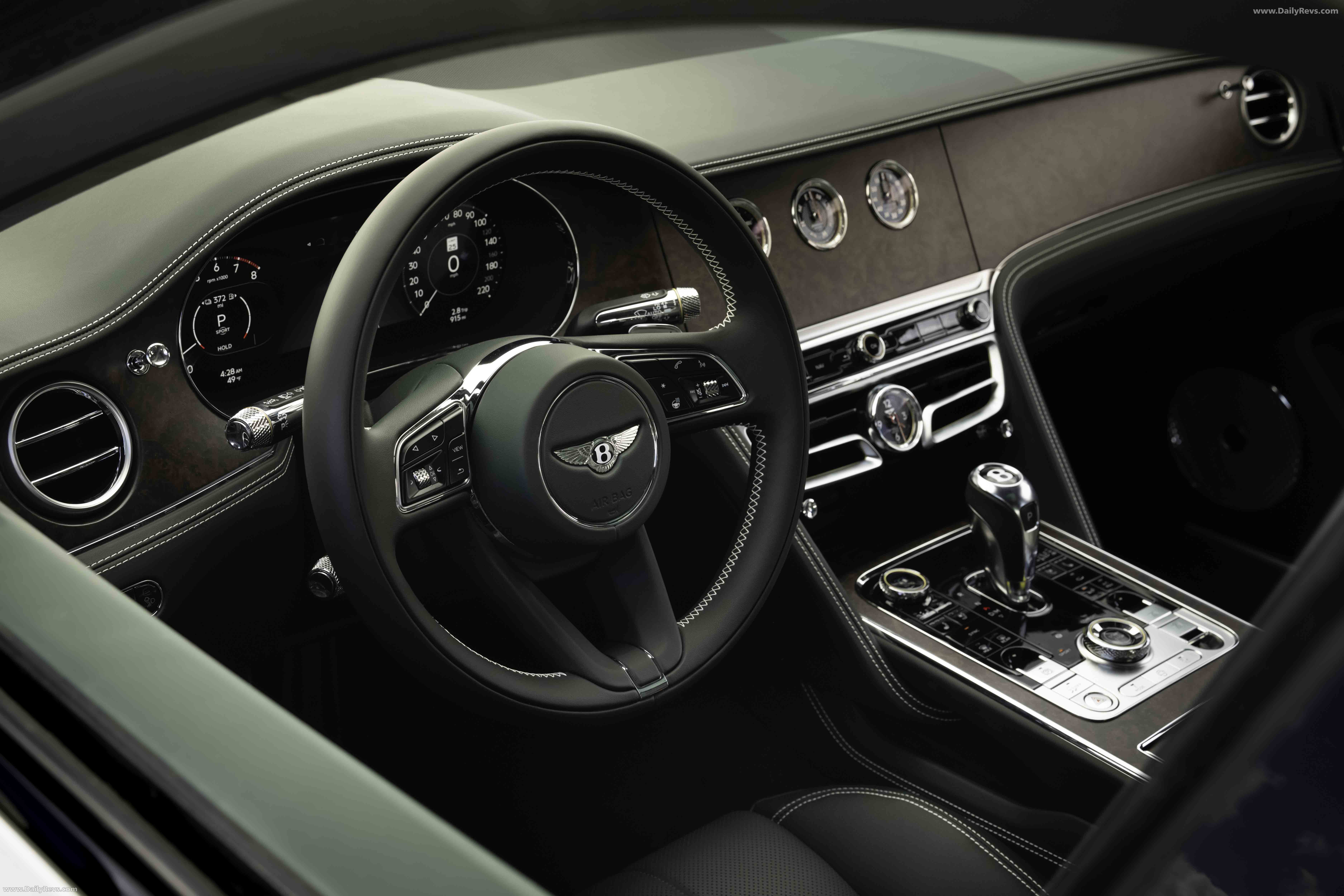 2025 Bentley Flying Spur Cumbarian Green - Bentley Enters the Hybrid ...