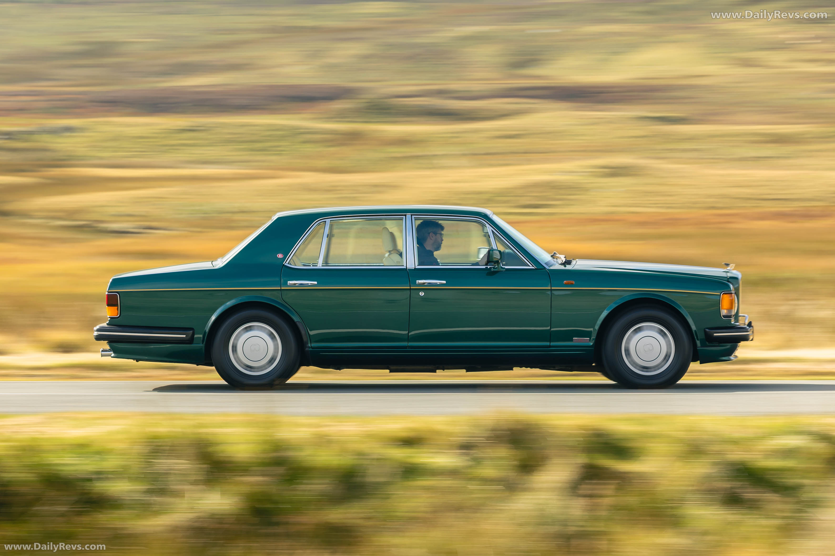 1991 Bentley Turbo R - A Classic in Performance Luxury - DailyRevs