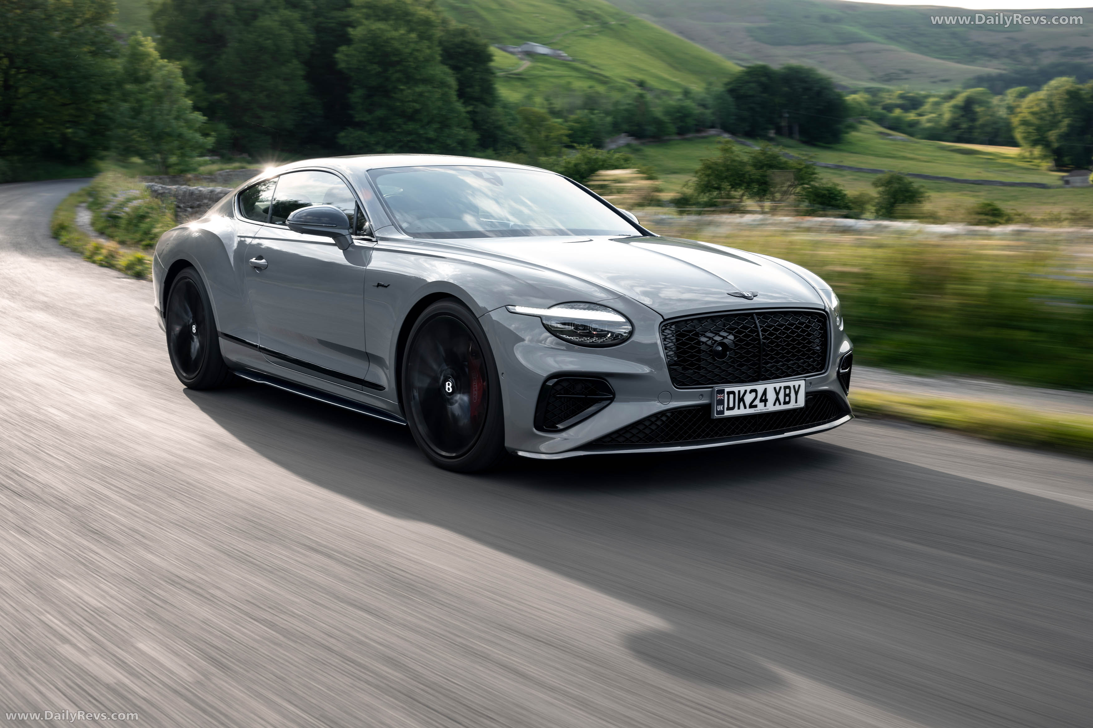 2026 Bentley Continental GT Carbon Fibre Styling: Expanded Carbon Fibre ...