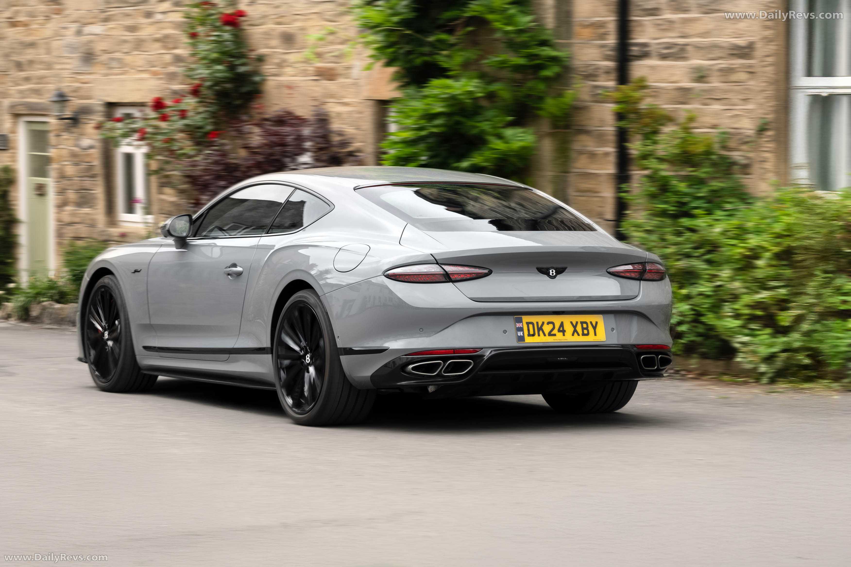 2026 Bentley Continental GT Carbon Fibre Styling: Expanded Carbon Fibre ...