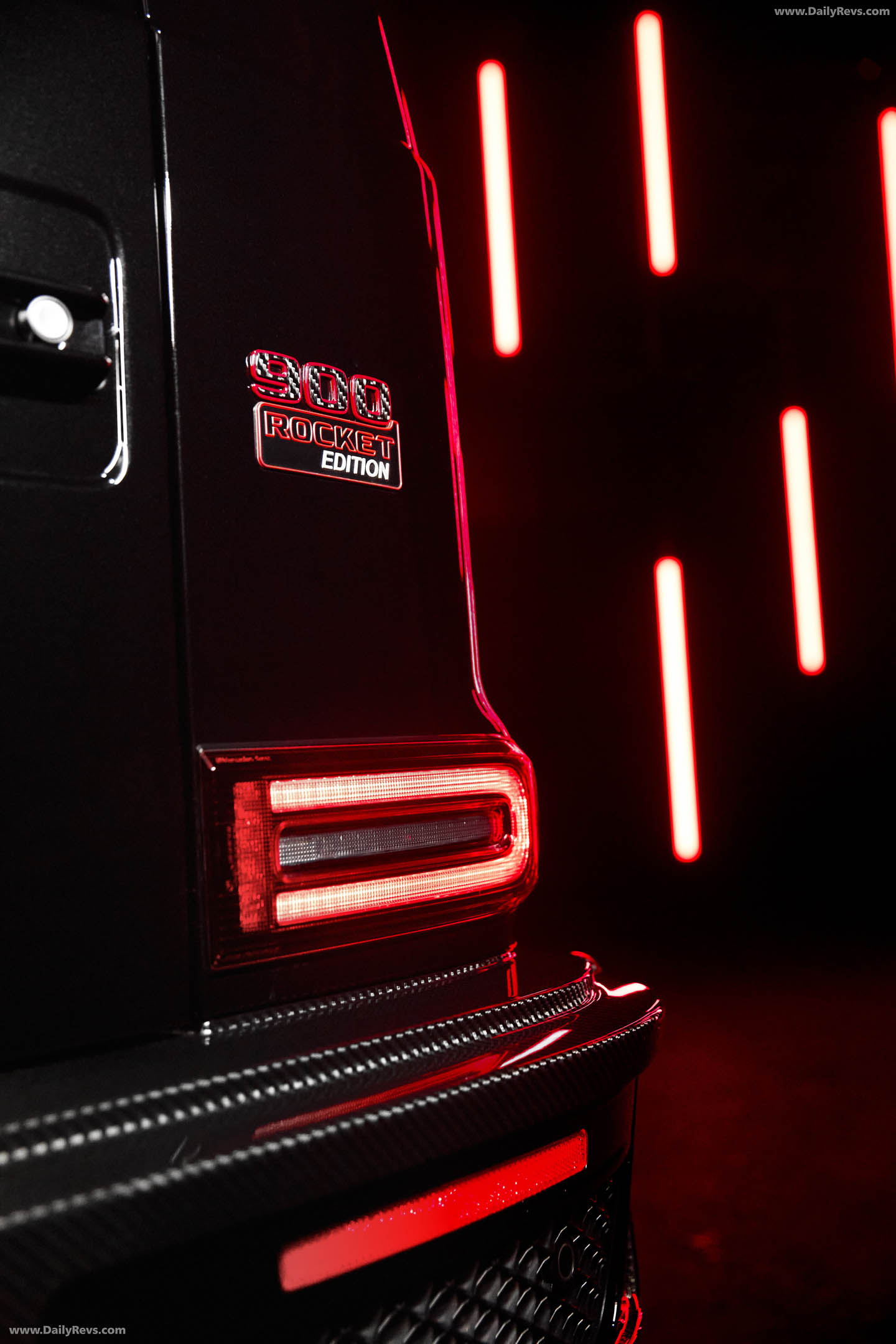 2026 Brabus 900 Rocket Edition Pushes the G Class to Extremes - DailyRevs
