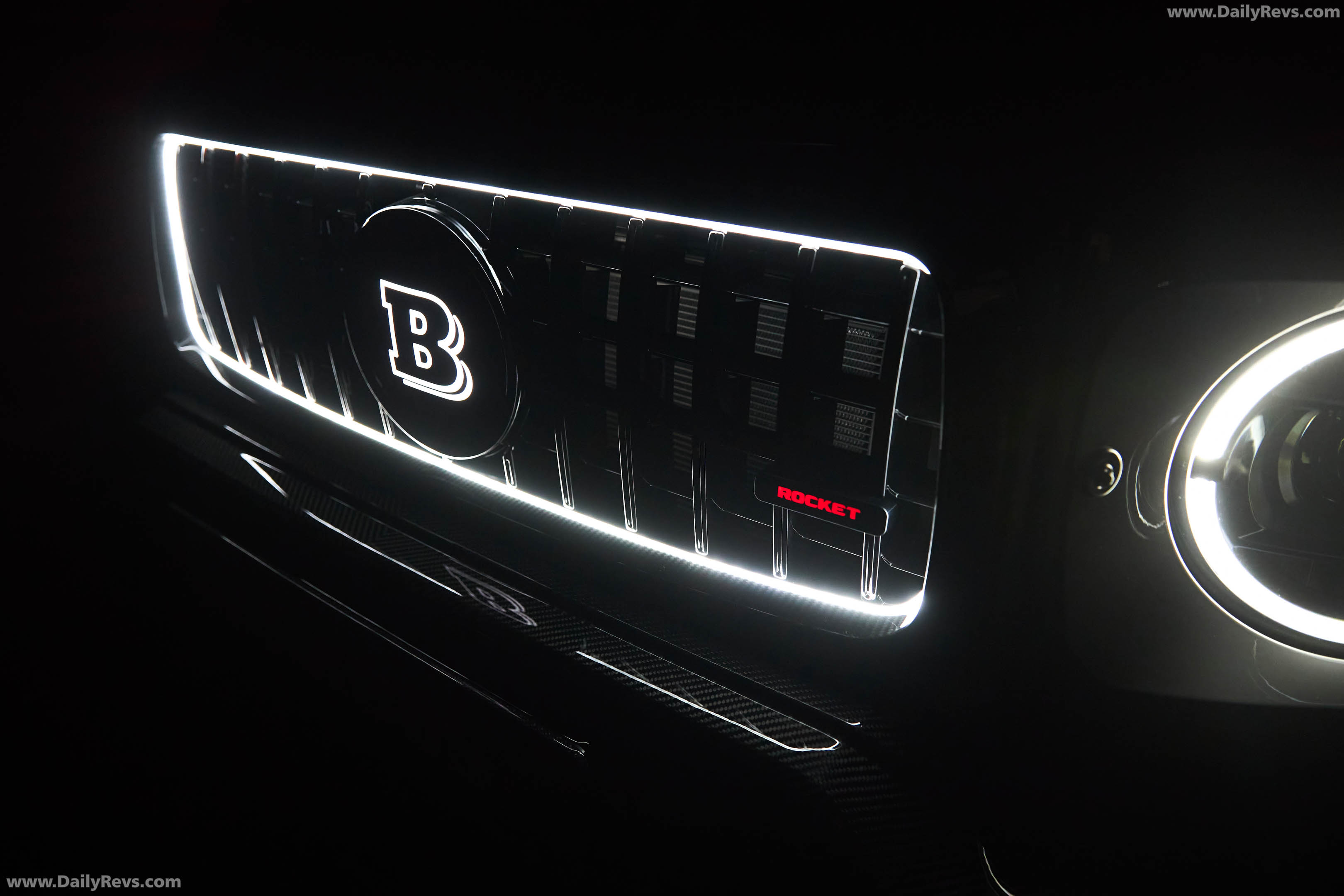 2026 Brabus 900 Rocket Edition Pushes the G Class to Extremes - DailyRevs