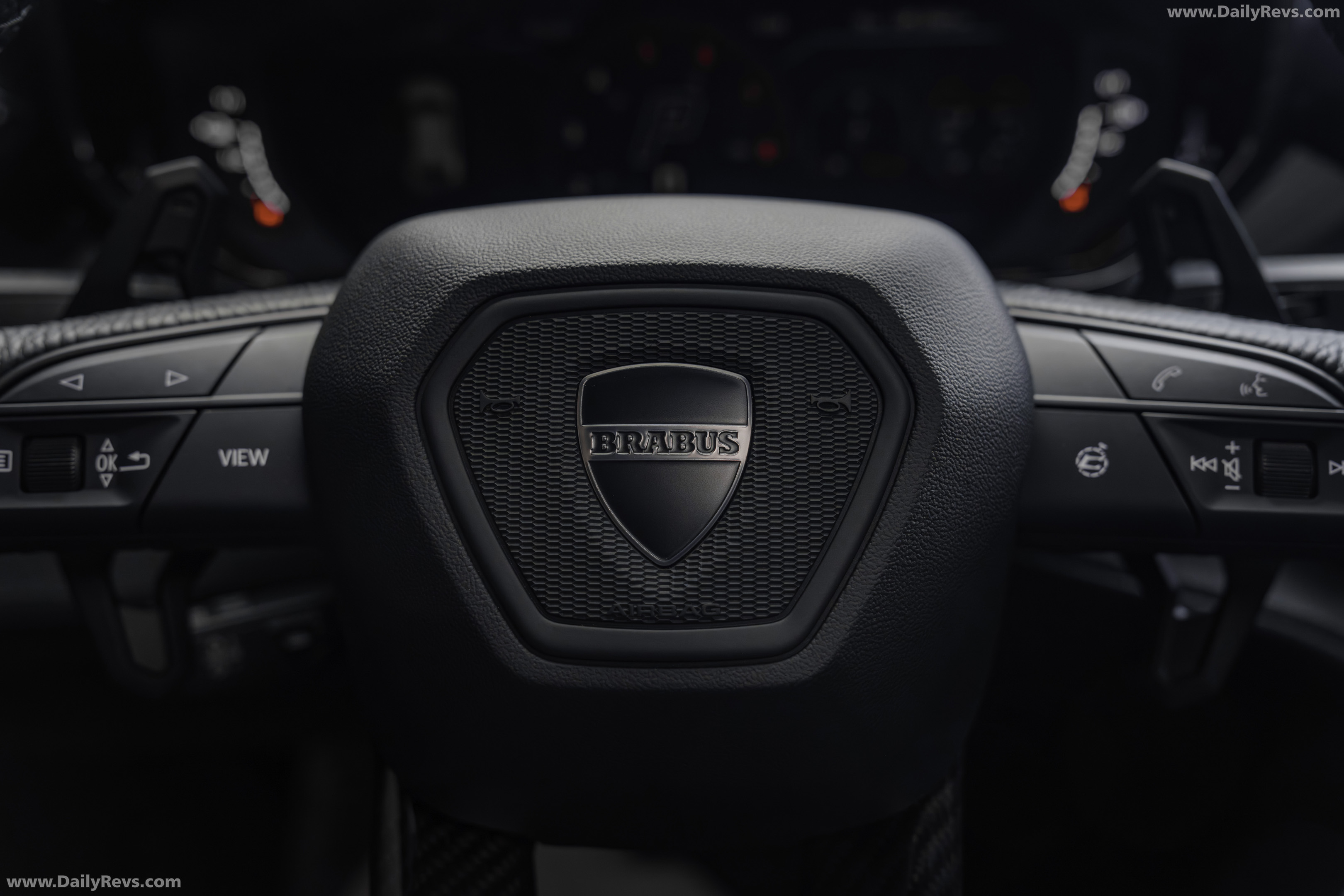 2026 Brabus 900 Urus SE Pushes the Hybrid SUV to Extremes - DailyRevs