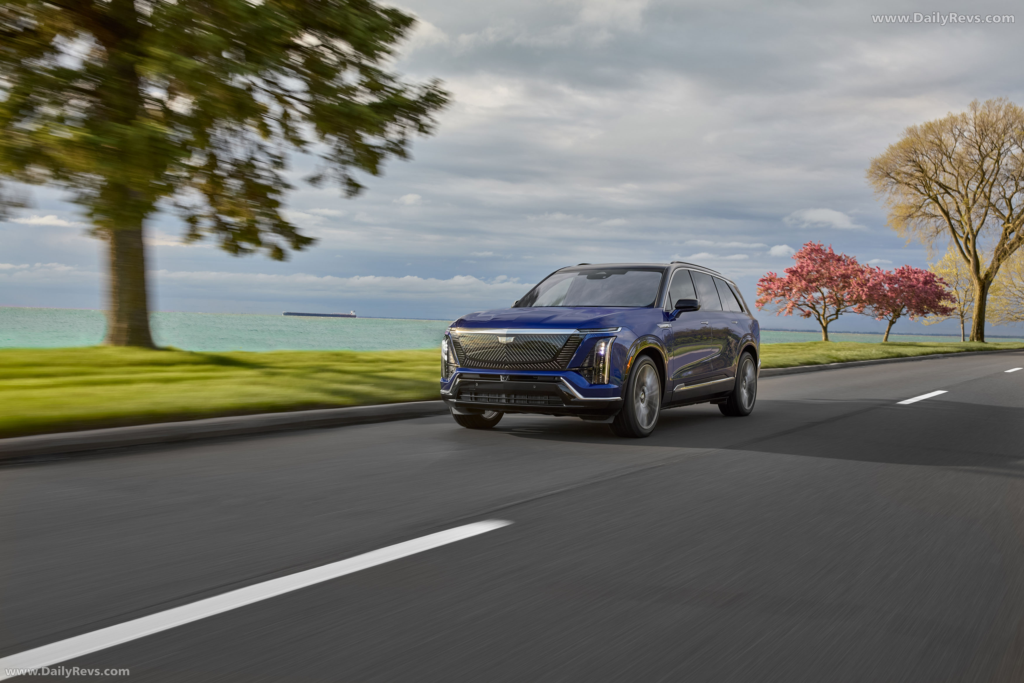 2026 Cadillac VISTIQ European Version - Chevy’s Next Electric Chapter ...