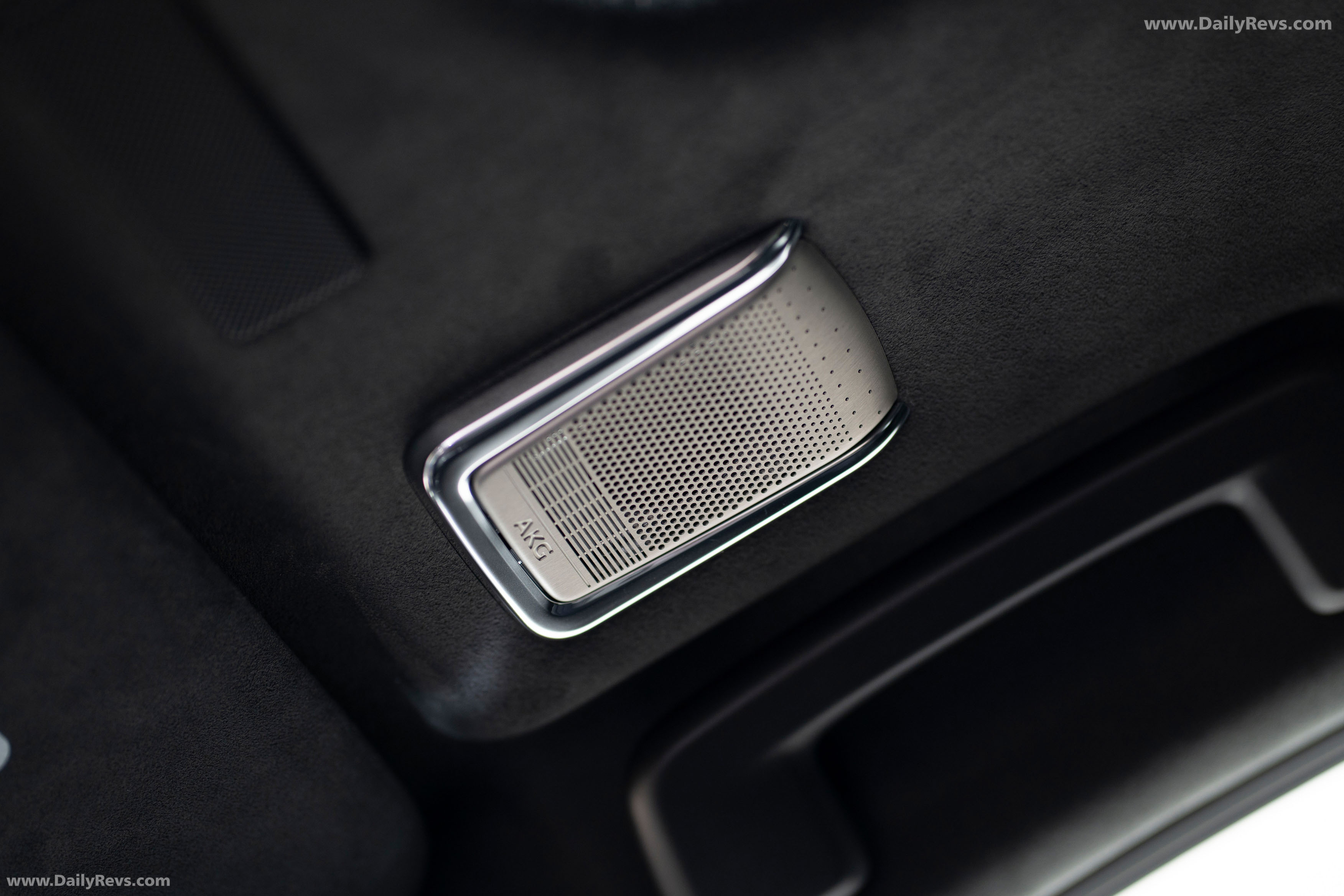 2026 Cadillac VISTIQ European Version - Chevy’s Next Electric Chapter ...