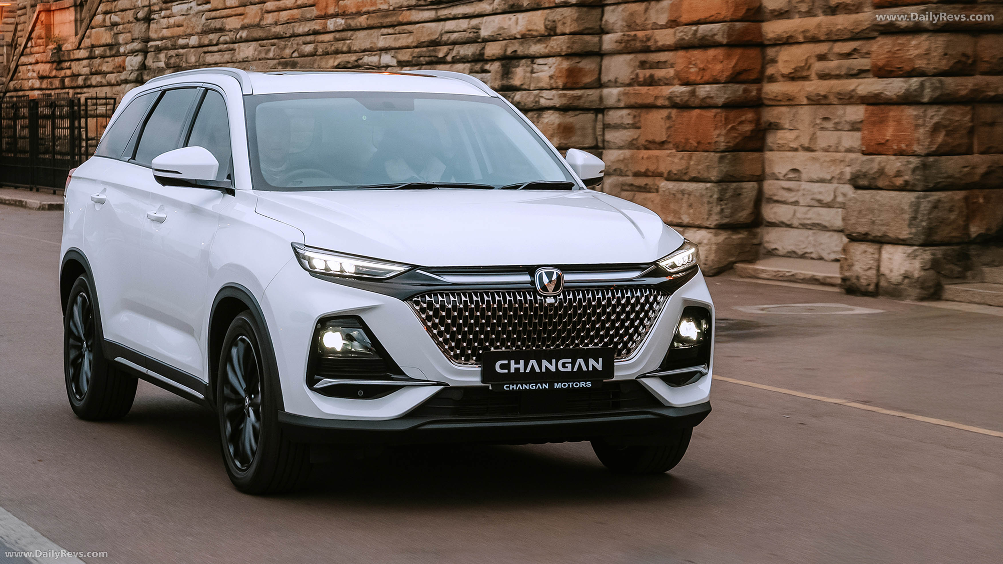 2025 Changan Auto CS75 Pro: Feature-Packed Compact–Midsize SUV Enters ...