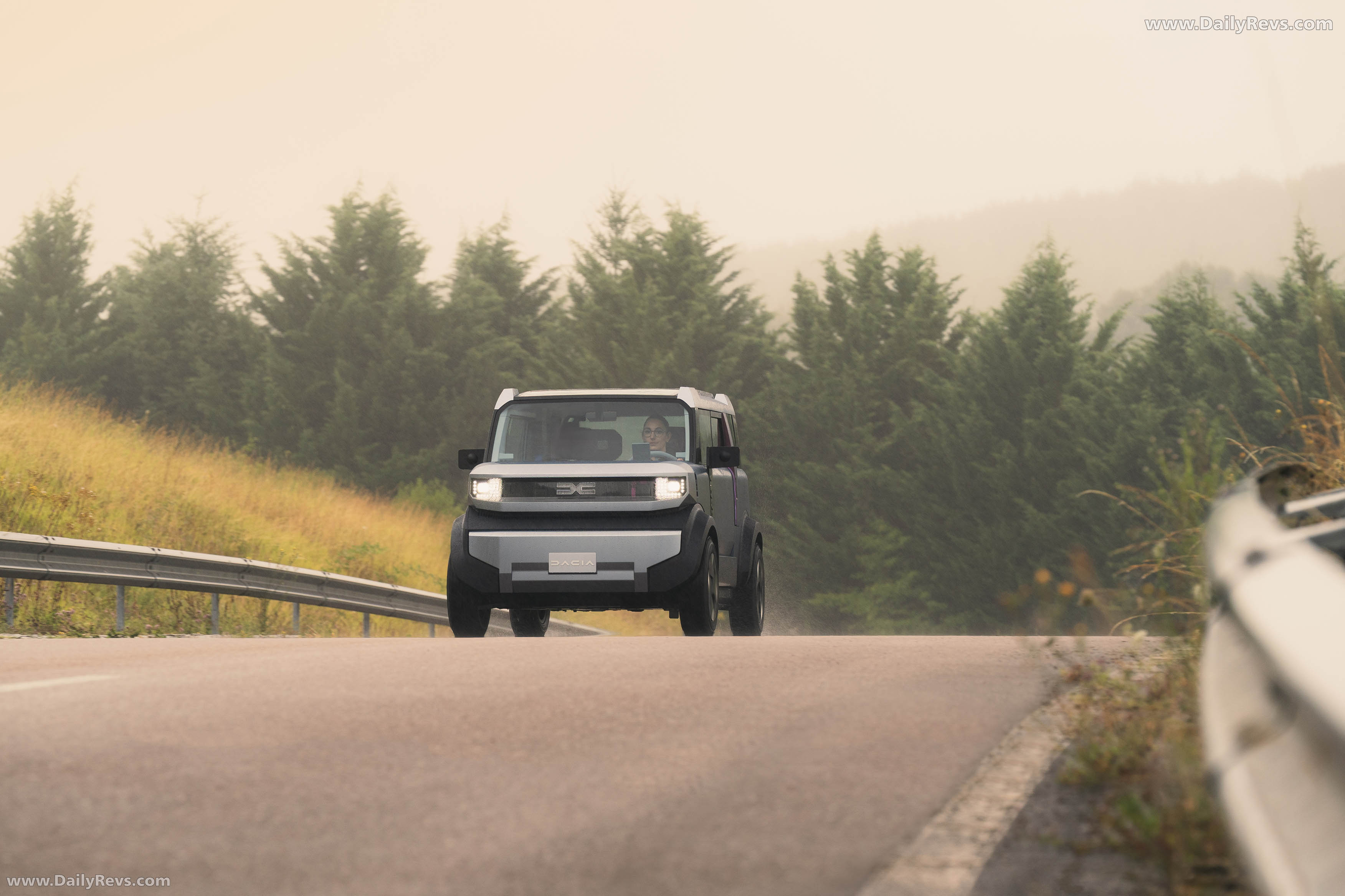 2025 Dacia Hipster Concept - Redefines Electric Mobility for the Real ...