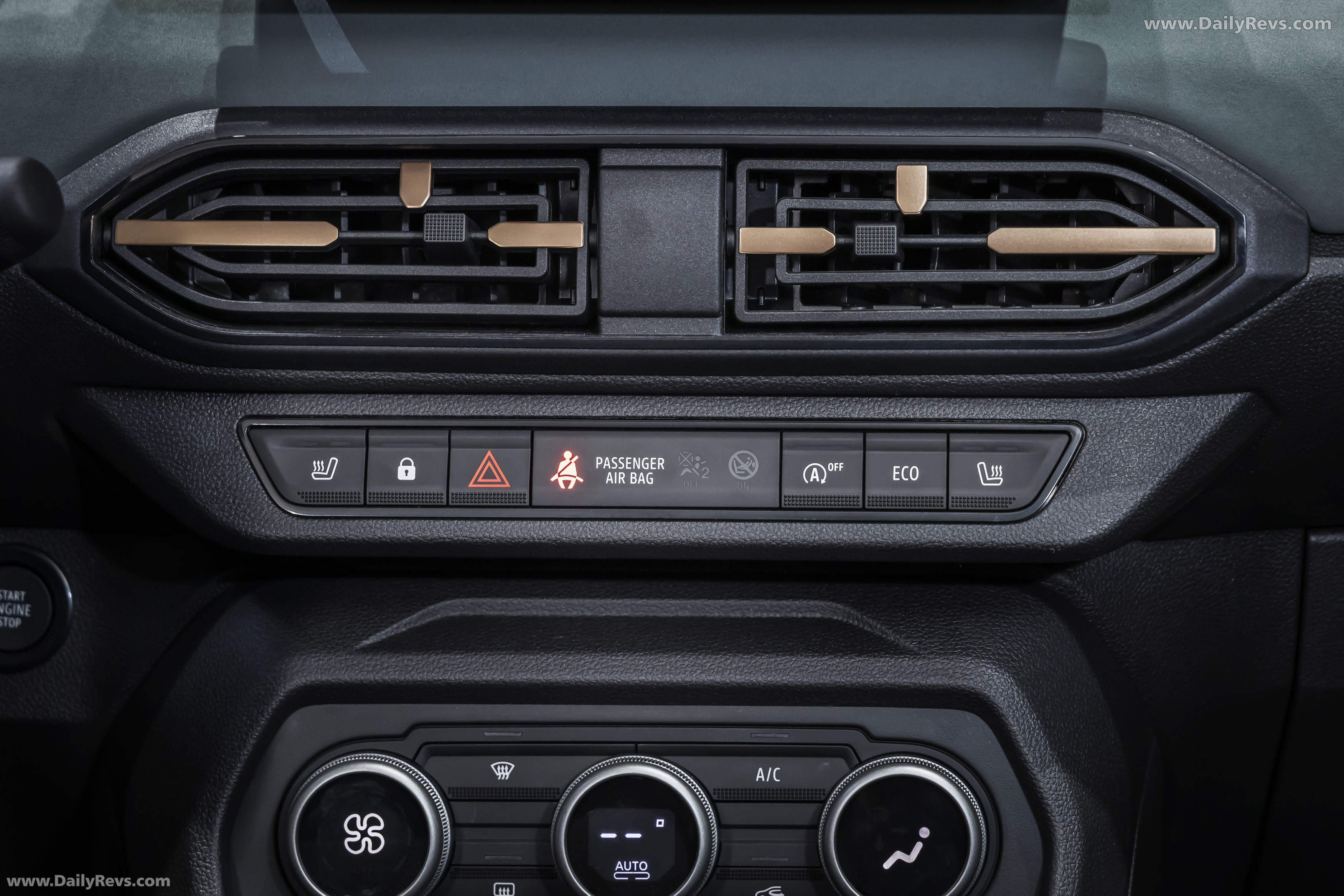 2025 Dacia Sandero Stepway - Refreshes Its Rugged Charm - DailyRevs