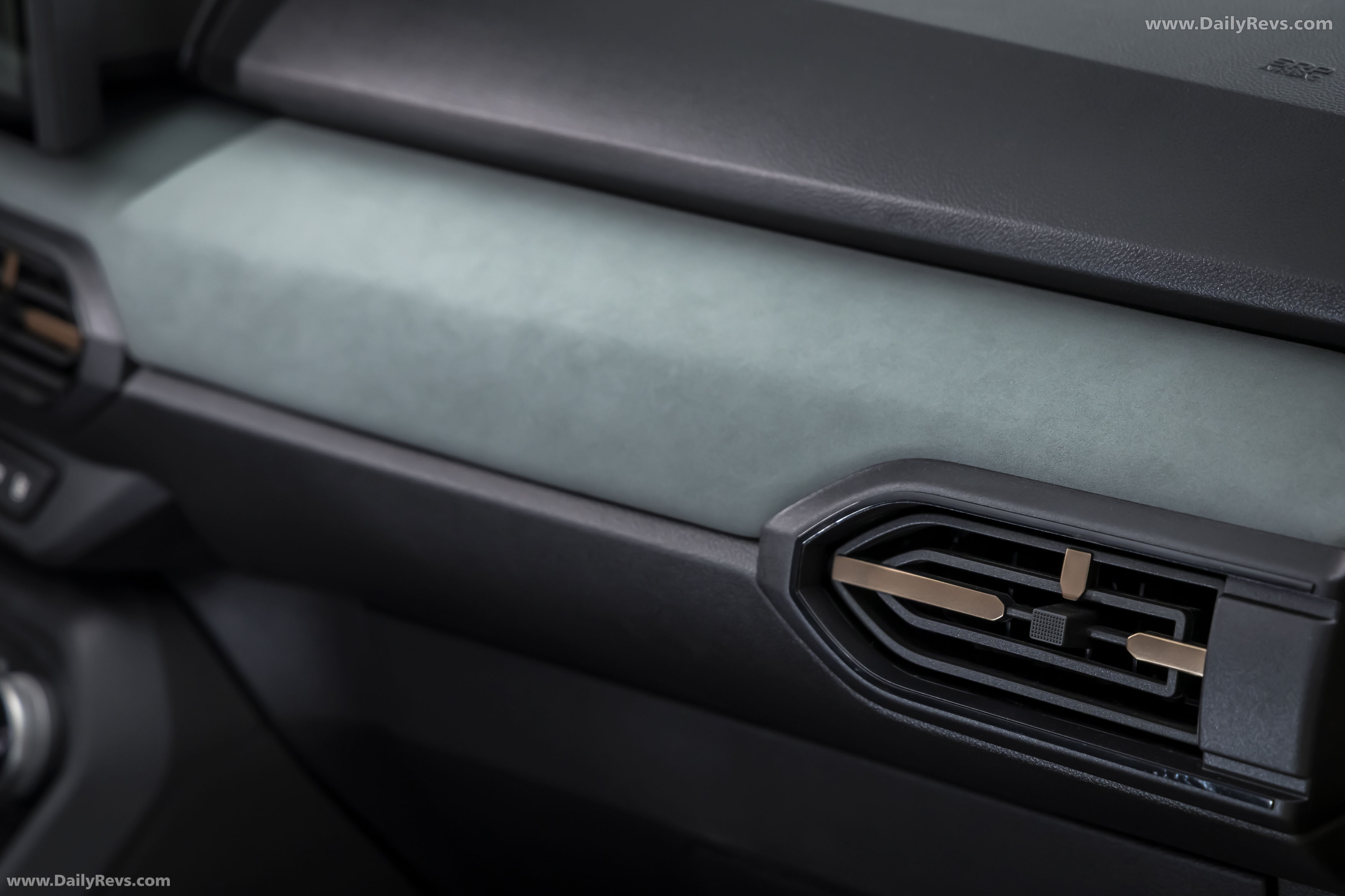 2025 Dacia Sandero Stepway - Refreshes Its Rugged Charm - DailyRevs