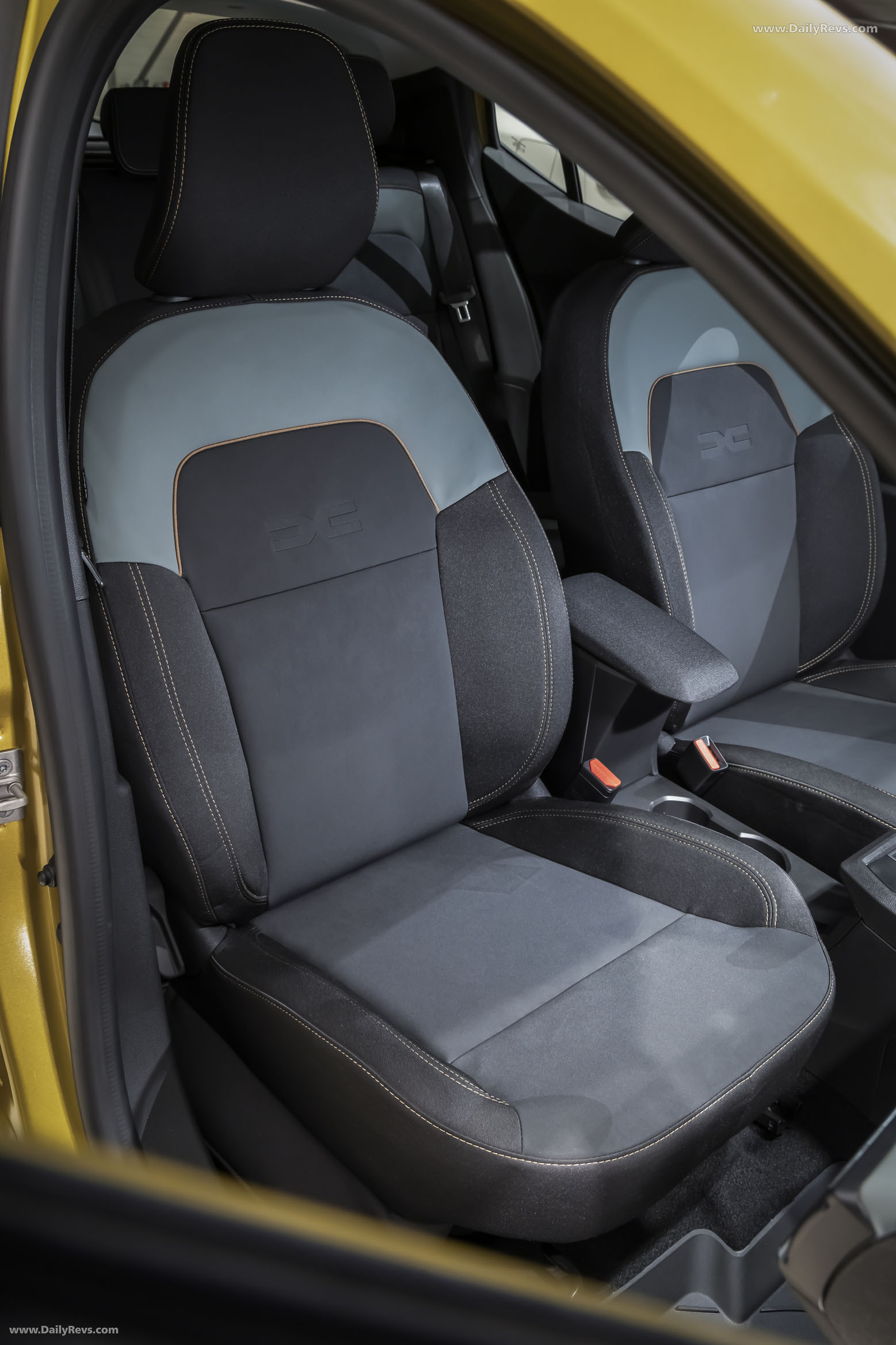 2025 Dacia Sandero Stepway - Refreshes Its Rugged Charm - DailyRevs