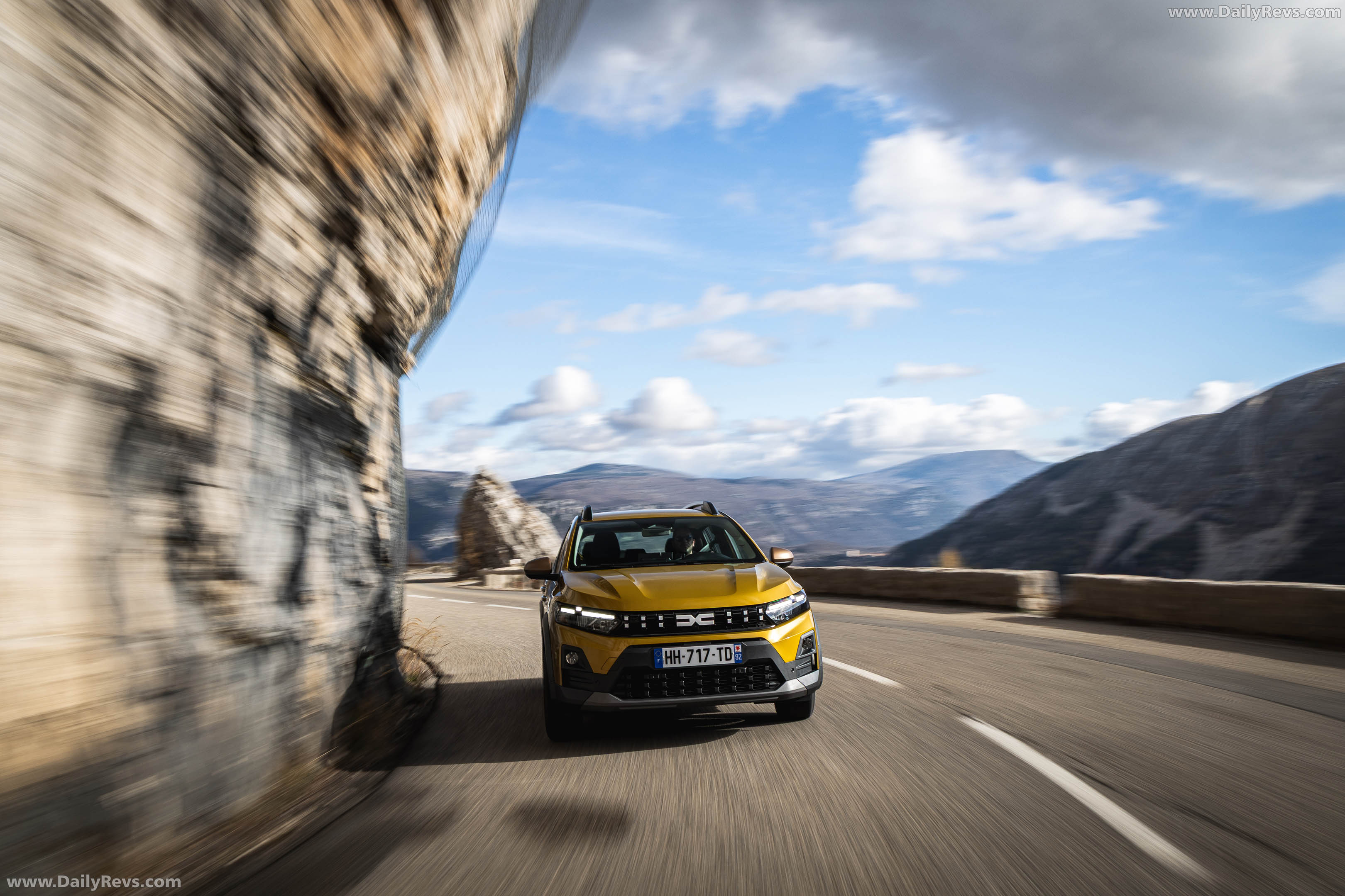 2026 Dacia Sandero Stepway III Eco G120 Extreme: LPG Turbo Engine ...