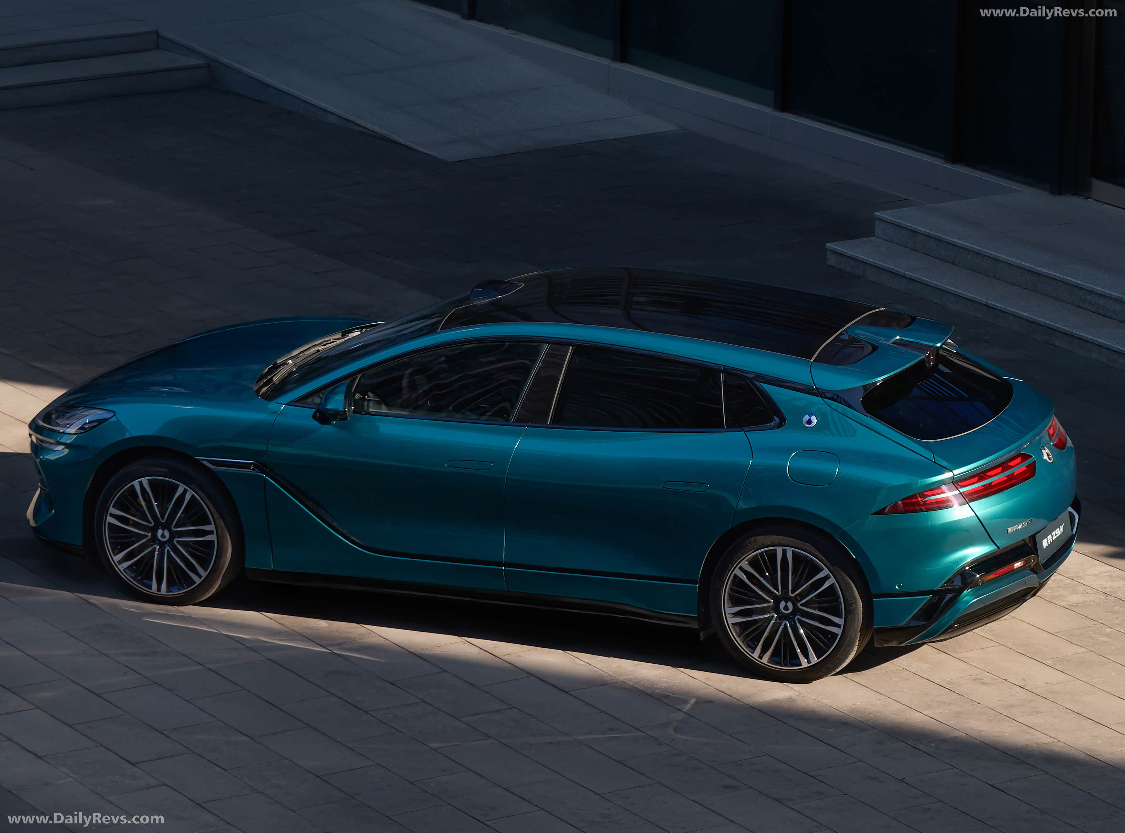 Denza Z9GT Ultra Edition Makes Its Case - DailyRevs