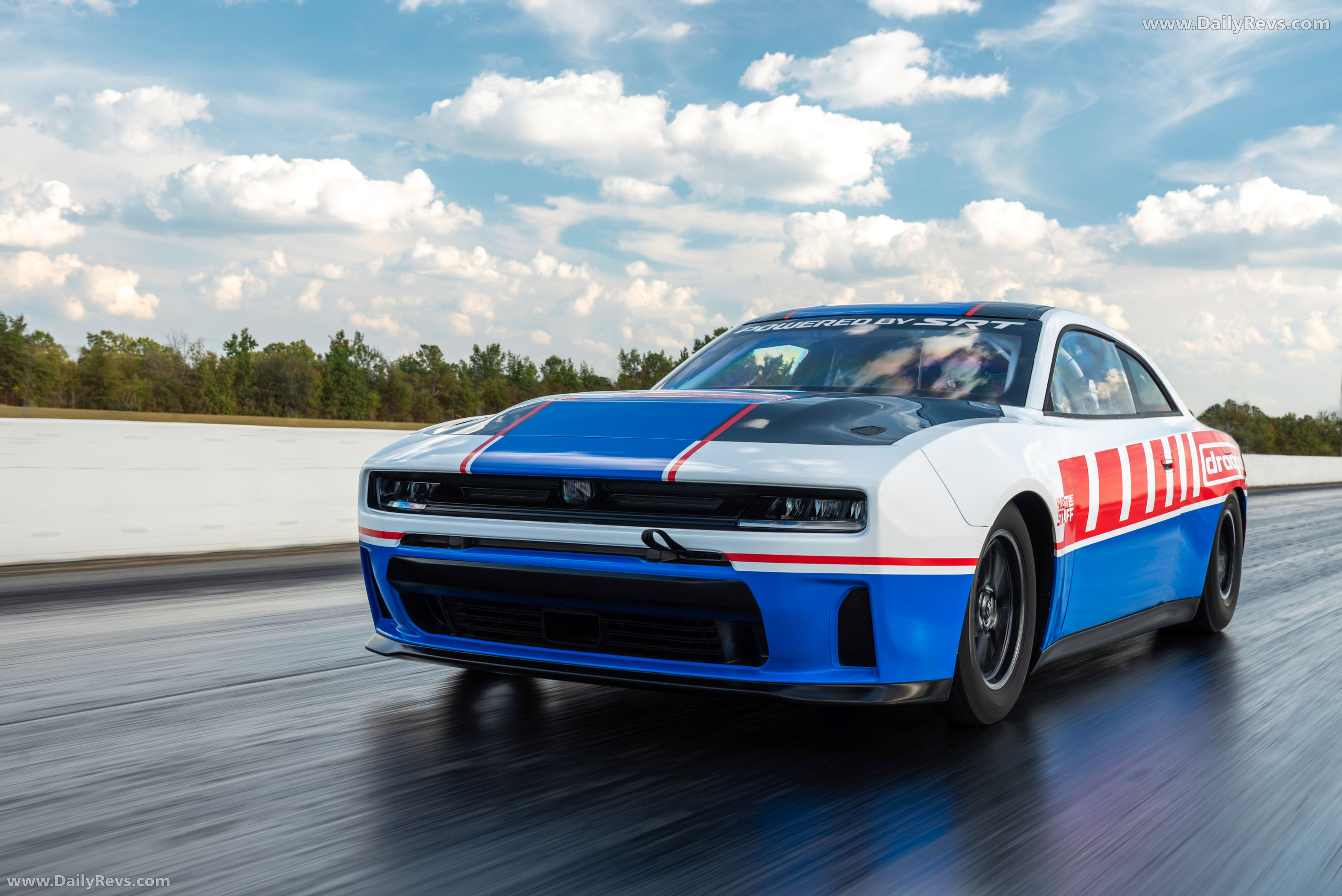 2025 Dodge Charger Hustle Stuff Drag Pak - HEMI Power Back to the Strip ...