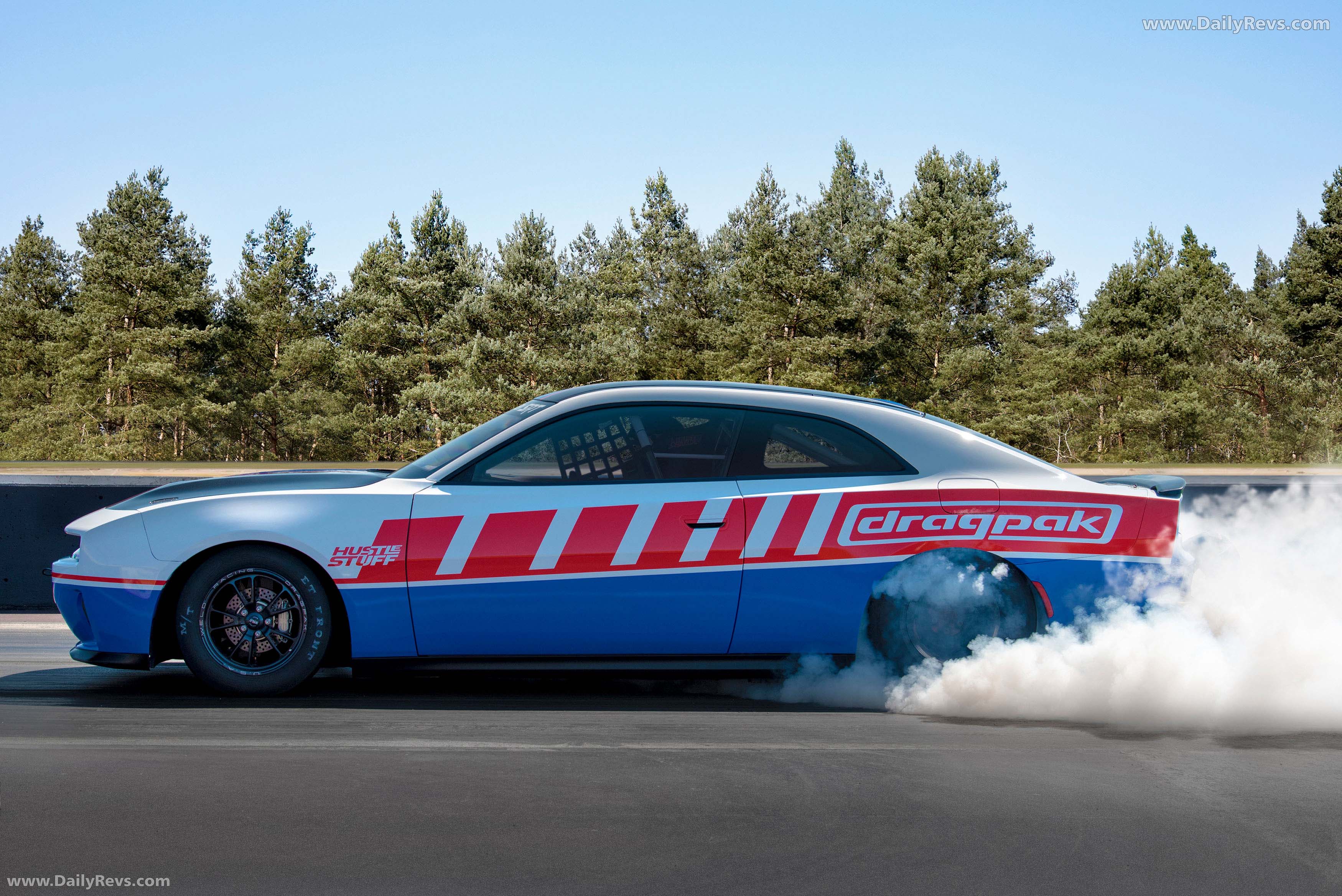 2025 Dodge Charger Hustle Stuff Drag Pak - HEMI Power Back to the Strip ...