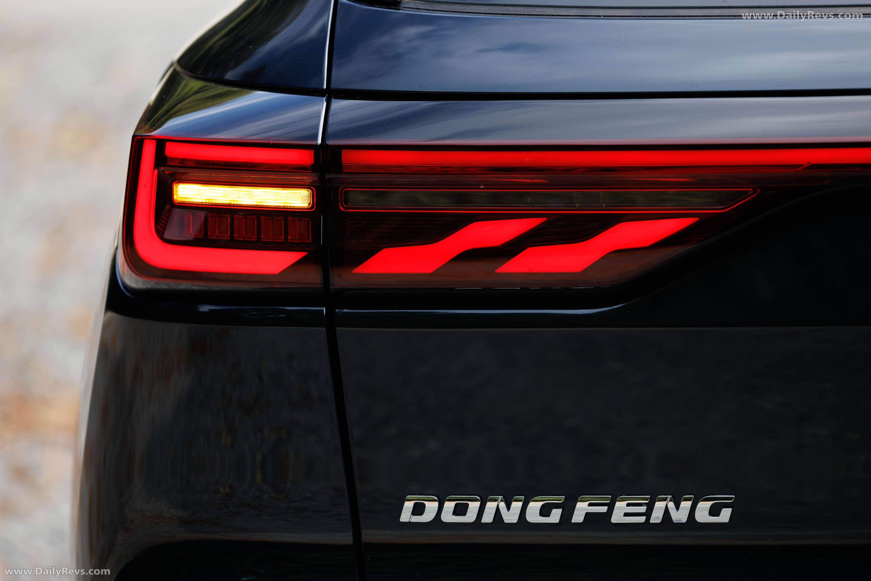 2026 Dongfeng Huge - Dongfeng stakes with hybrid power and premium ...