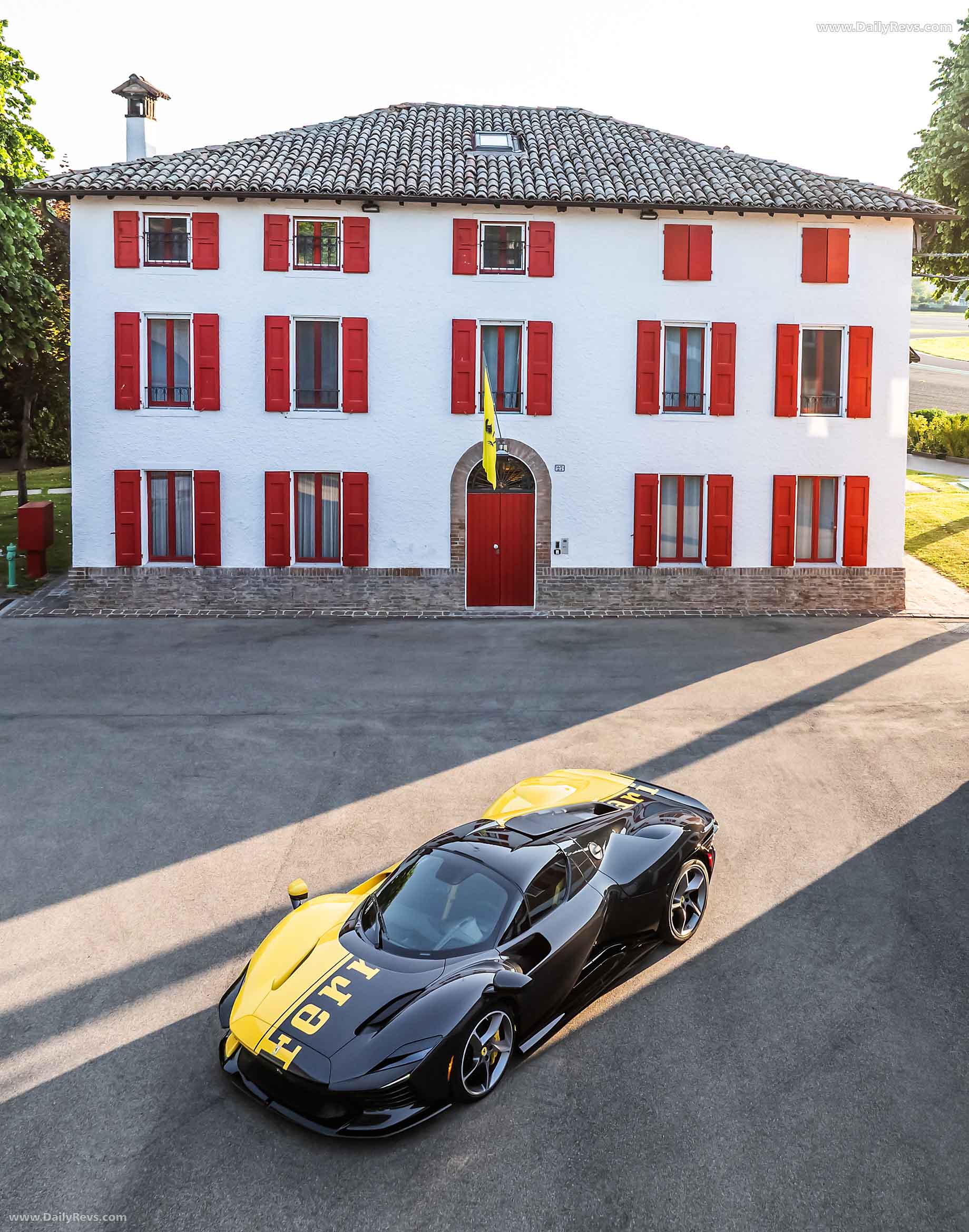 2026 Ferrari Daytona SP3 Tailor Made - Featuring Retro Racing Livery ...
