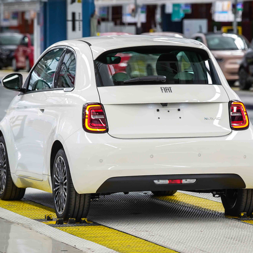 2026 Fiat 500 Hybrid - Returns with Purpose - DailyRevs