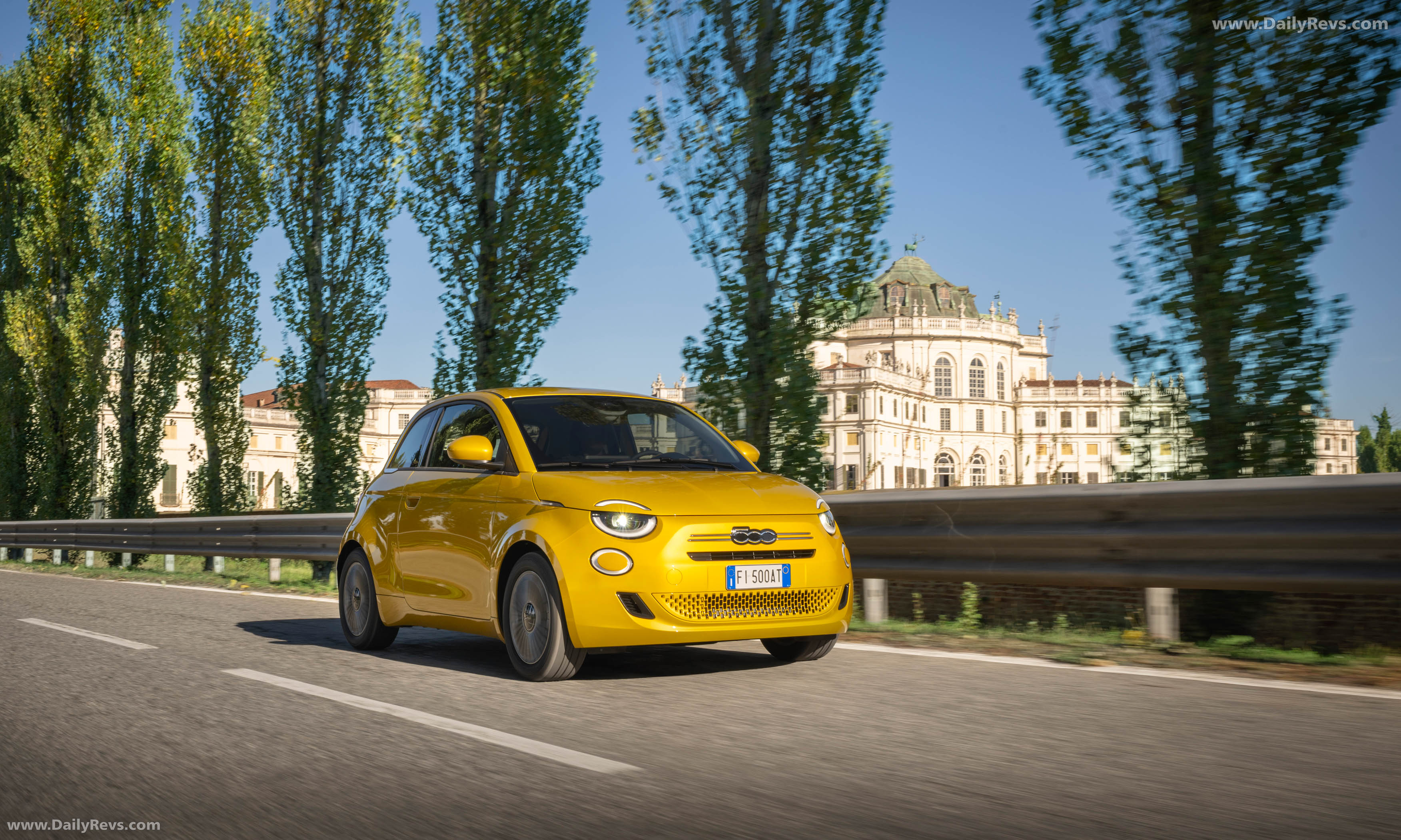 Fiat 500 Hybrid POP debuts with refreshed design and urban charm ...
