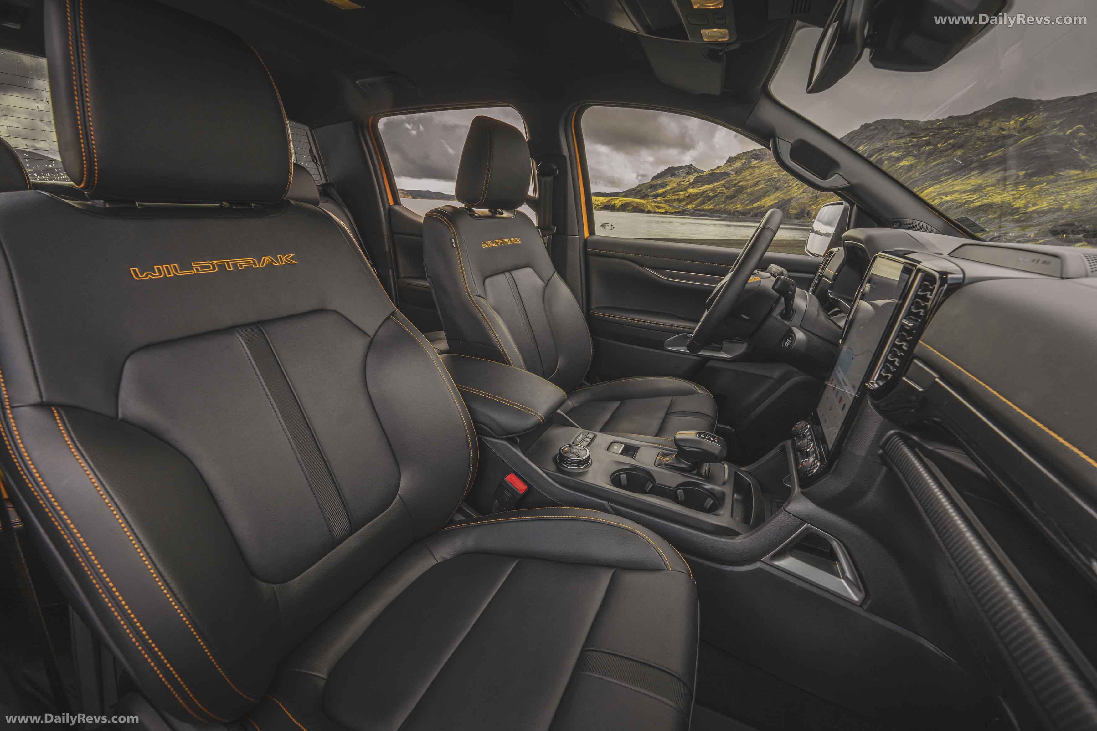 2025 Ford Ranger PHEV Wildtrak - Ford Adds Plug-In Power Without ...