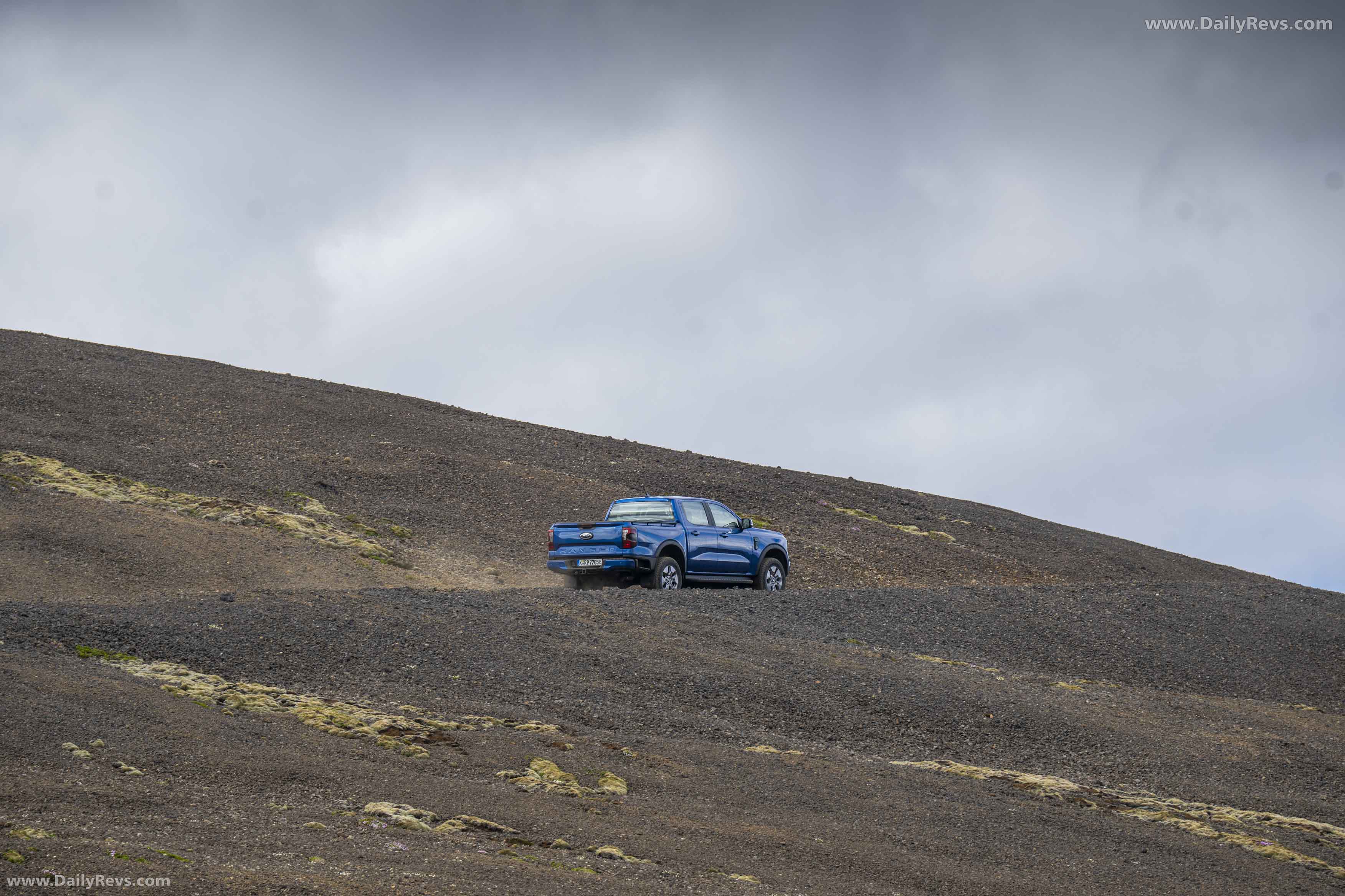 2025 Ford Ranger PHEV XLT - Ford Adds Plug-In Power Without Compromise ...