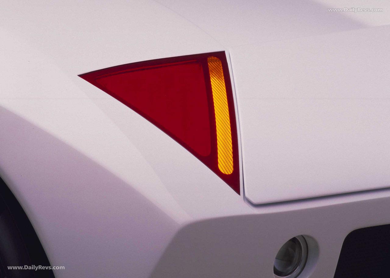 1995 Ford GT90 Concept - Stuns with Vapor-Trail Vision - DailyRevs