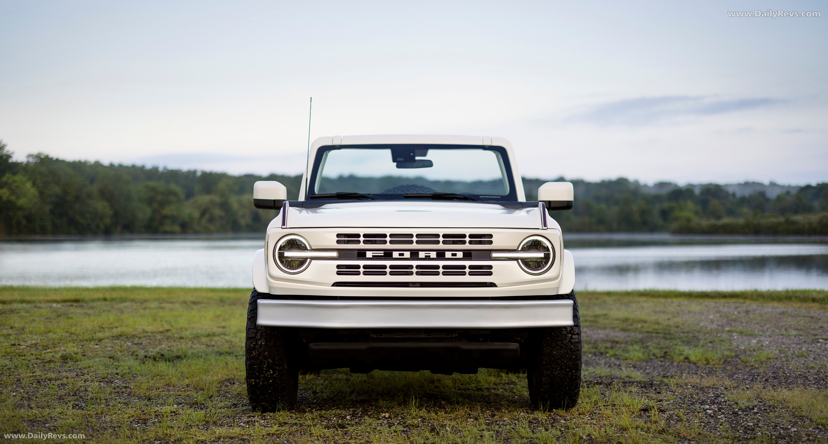 2025 Ford Bronco Roadster Concept - Ford Reimagines The 1966 U13 ...