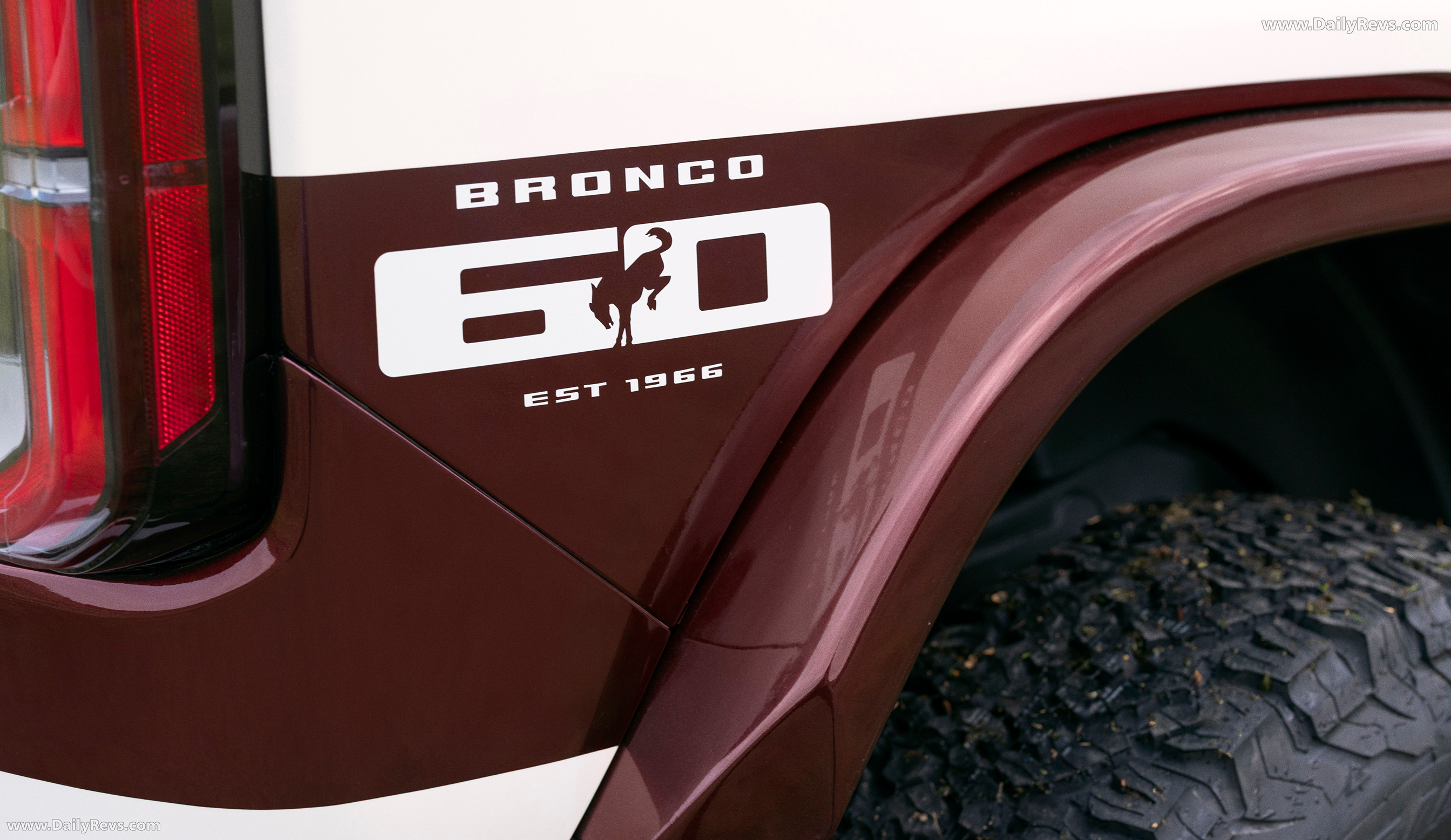 2025 Ford Bronco Roadster Concept - Ford Reimagines The 1966 U13 ...
