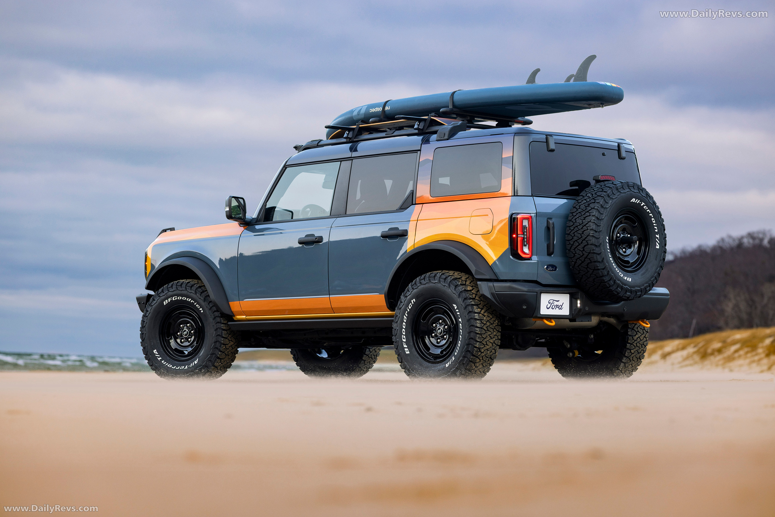 2025 Ford Bronco Silver Lake Dunes Project - Stands Out for Its ...