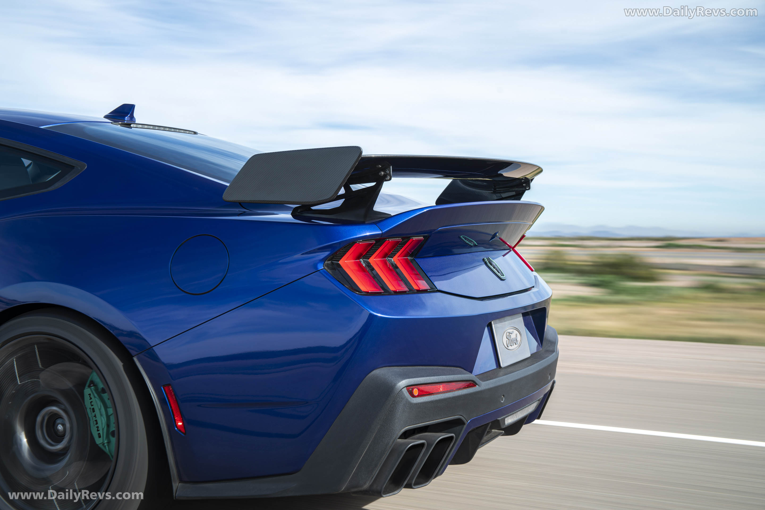 2026 Ford Mustang Dark Horse SC Track Pack: Supercharged Track-Bred ...